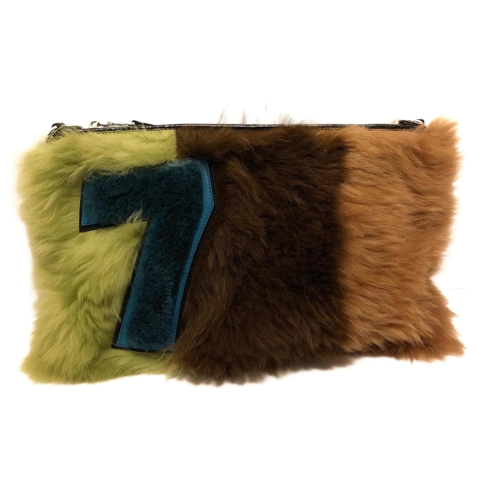 miu miu Multiple colors Fur ref.836560 - Joli Closet