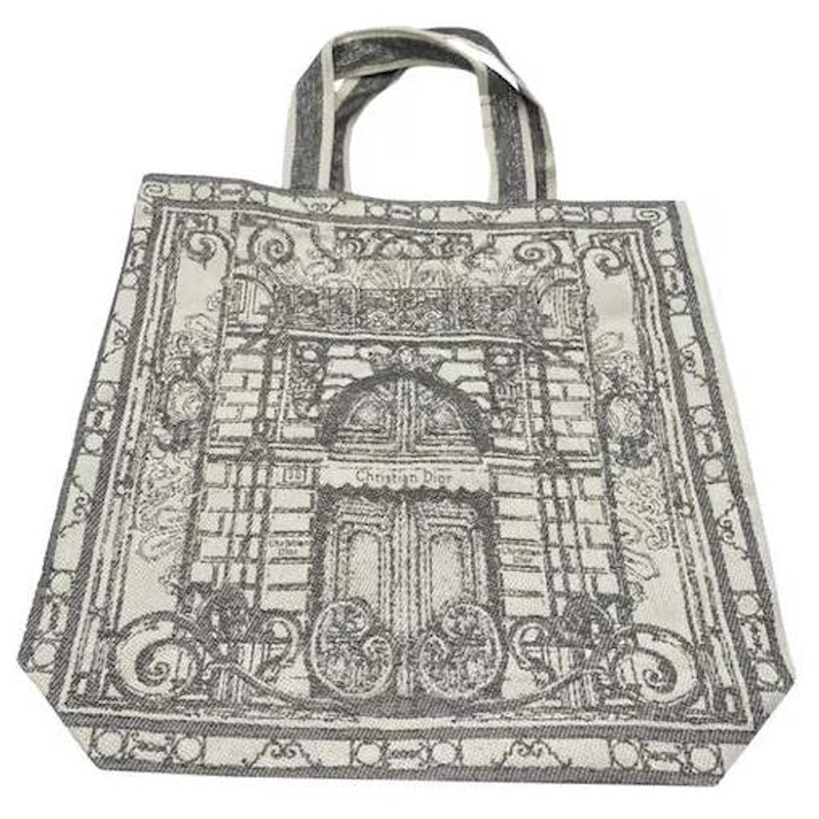 CHRISTIAN DIOR Handbags T. cloth Grey ref.837898 - Joli Closet