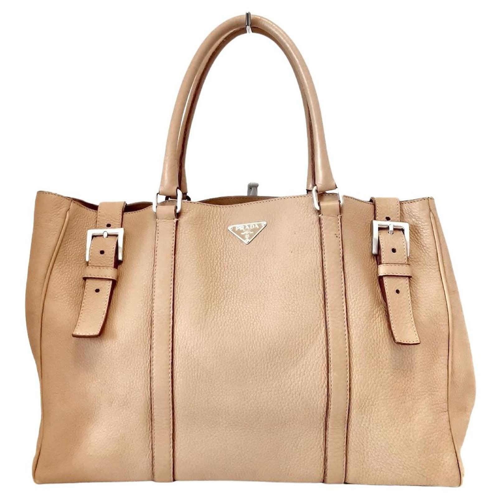 Prada Beige Leather ref.847125 - Joli Closet
