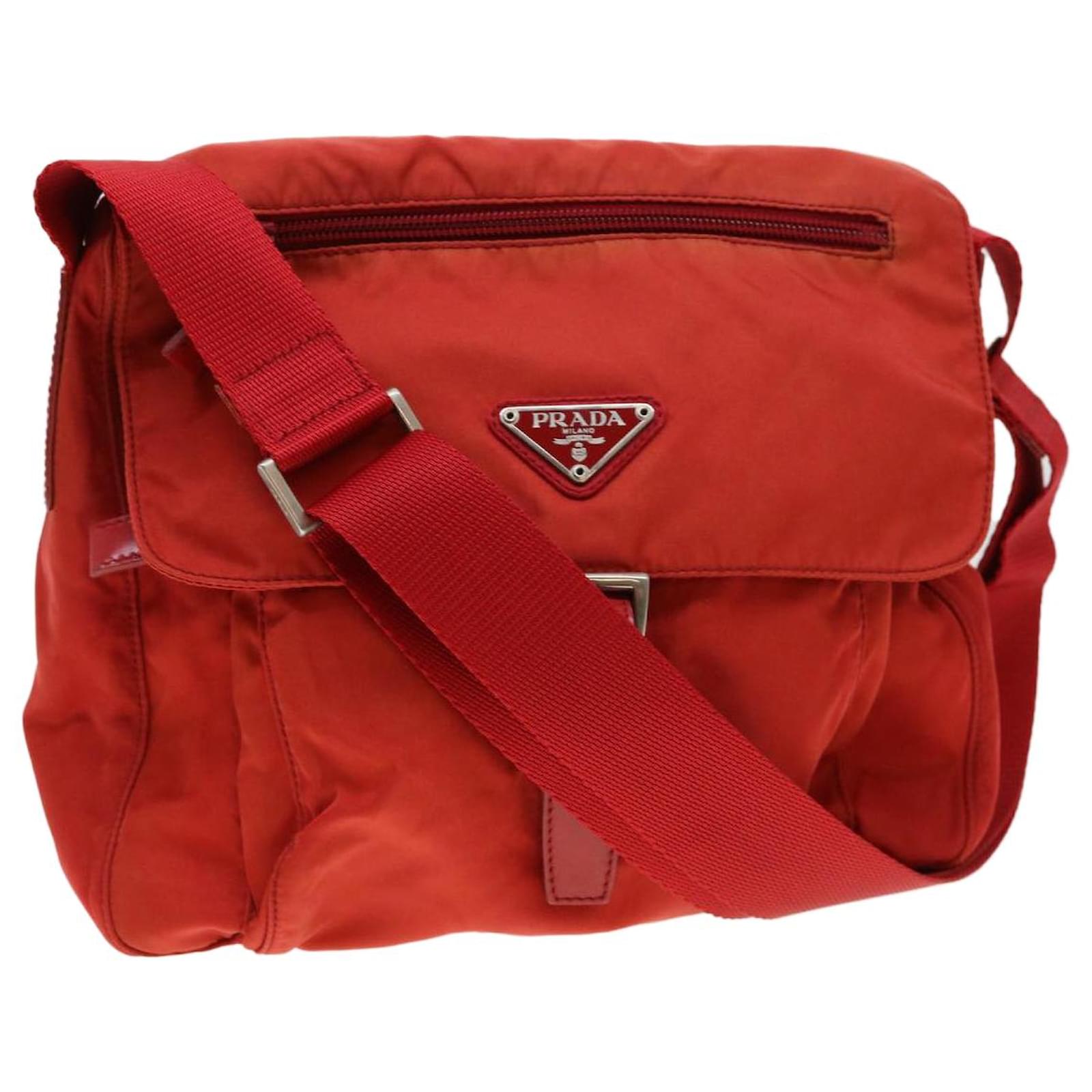 PRADA Shoulder Bag Nylon Red Auth 38794 ref.863738 - Joli Closet