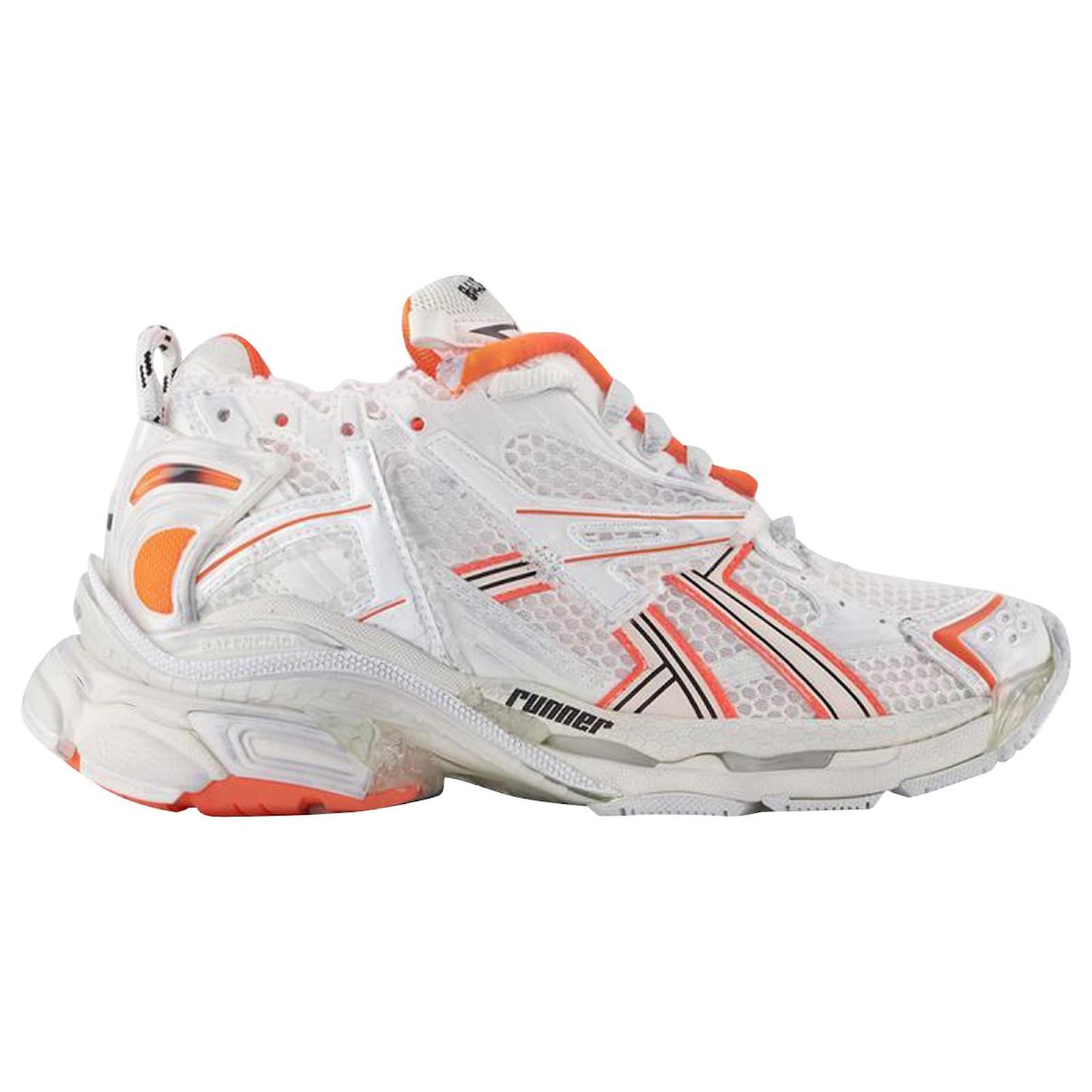 Runner Sneakers - Balenciaga - Orange ref.865320 - Joli Closet