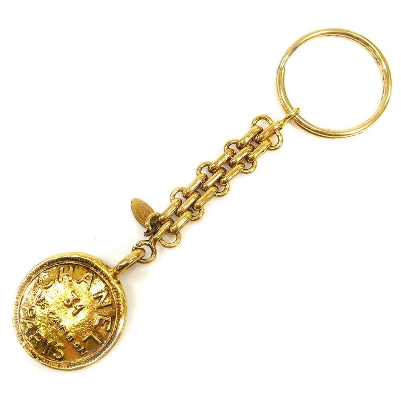 *Chanel Gold Vintage Coin Type Key Holder Gold hardware Gold-plated ref ...