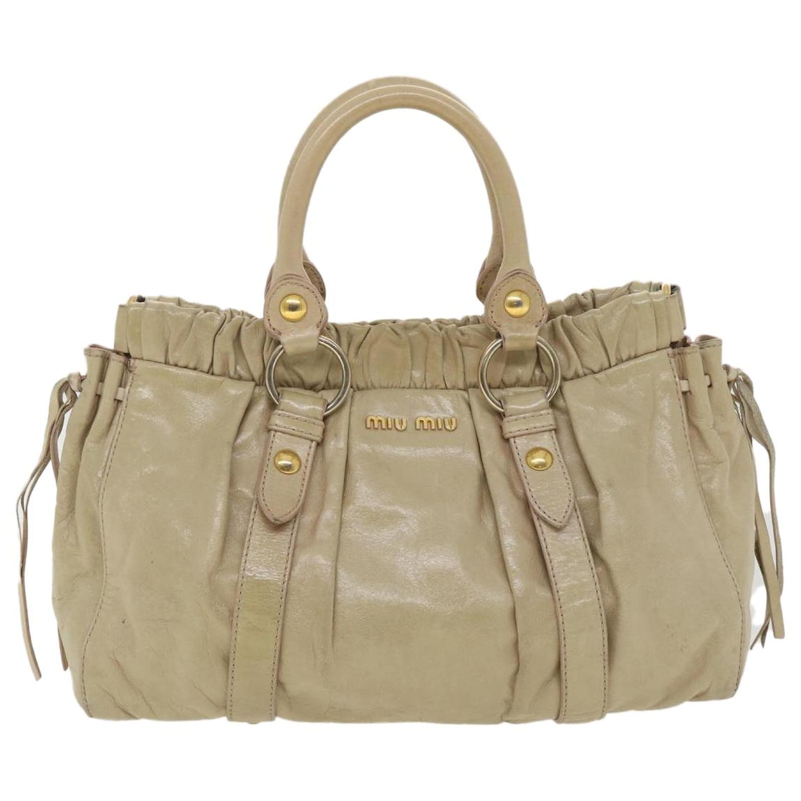 miu miu Beige Leather ref.870724 - Joli Closet