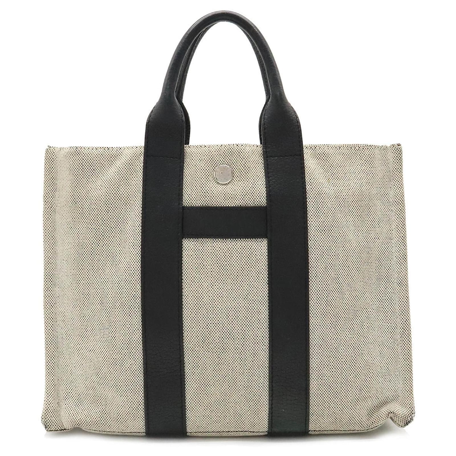 Toto Bag Hermès Toto Beige Cloth ref.873238 - Joli Closet