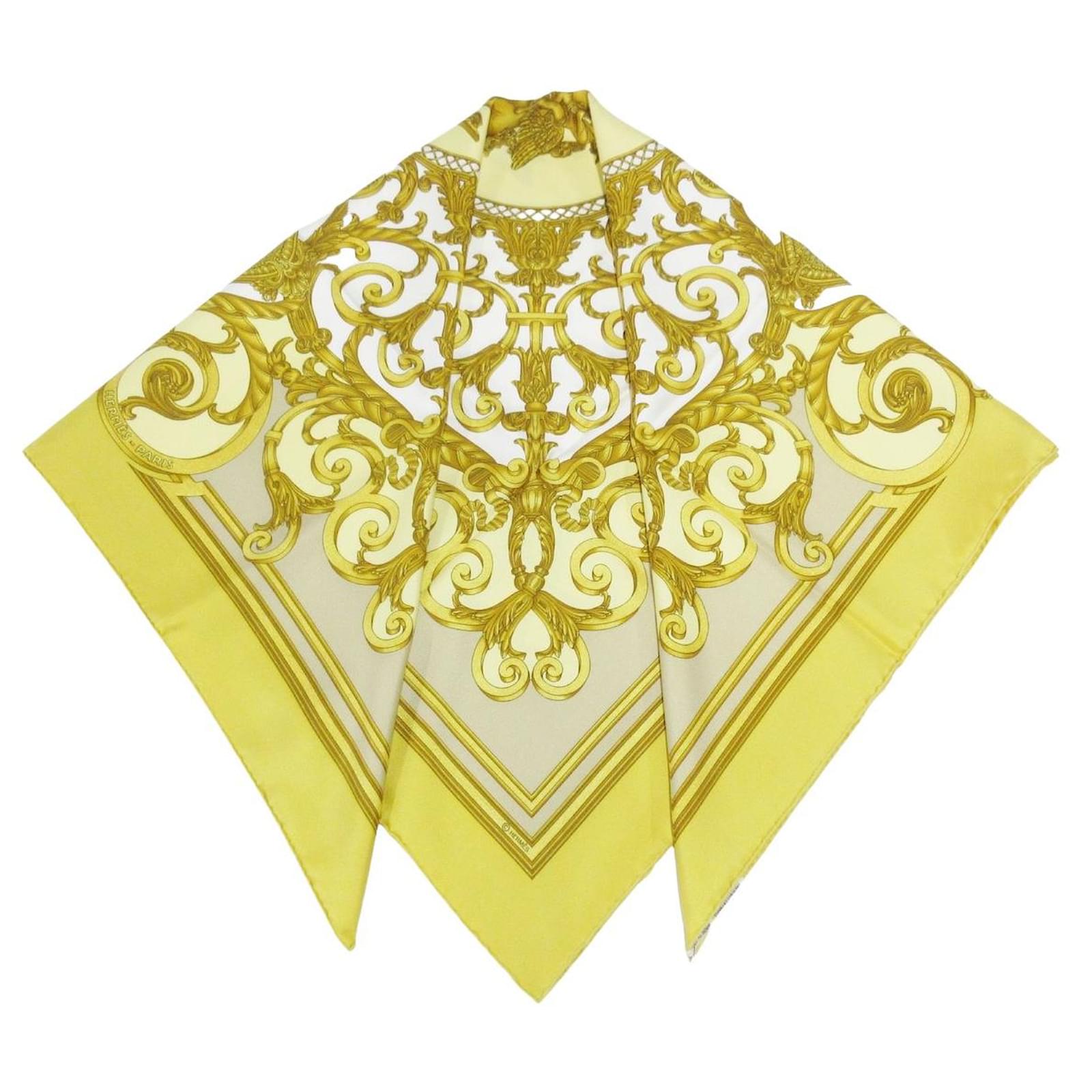 Hermès HERMES CARRE 90 Yellow Silk ref.892142 - Joli Closet