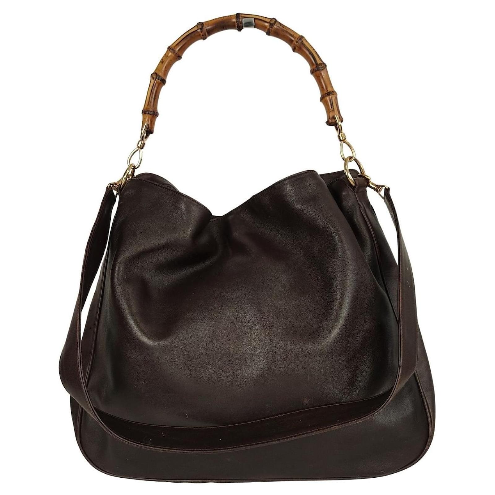 Gucci Sac bandoulière Bamboo en cuir marron Marron foncé ref.905532 ...