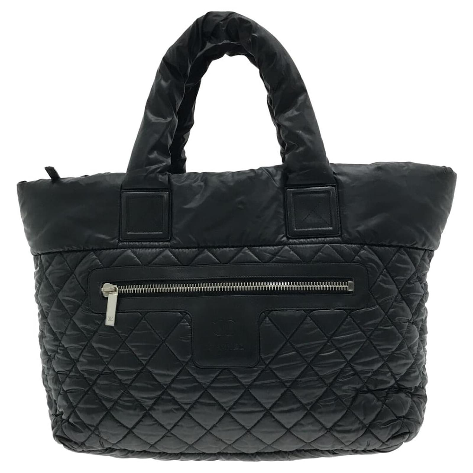 Chanel COCO COCOON Black Leather ref.911452 - Joli Closet