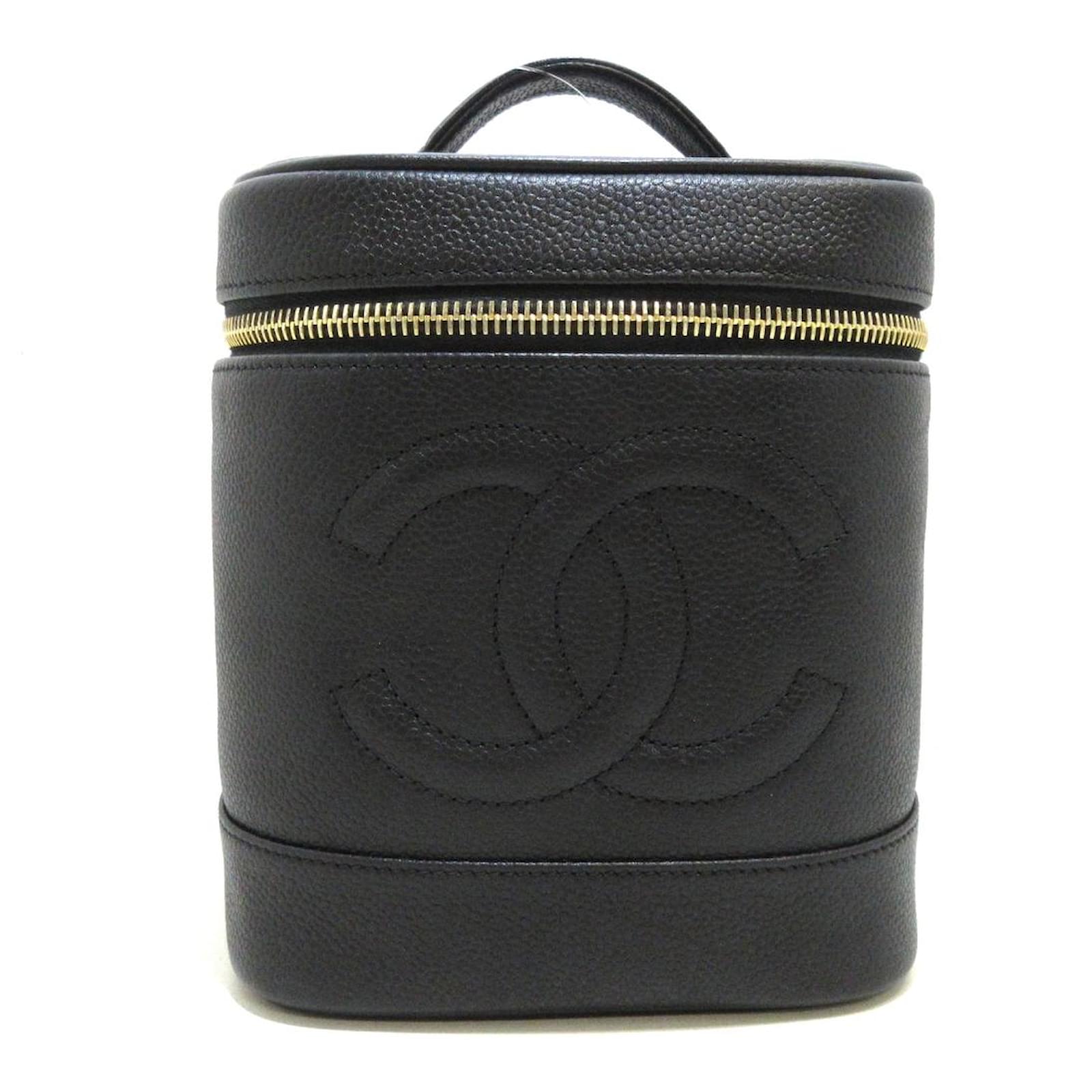Chanel Vanity Black Leather ref.911916 - Joli Closet