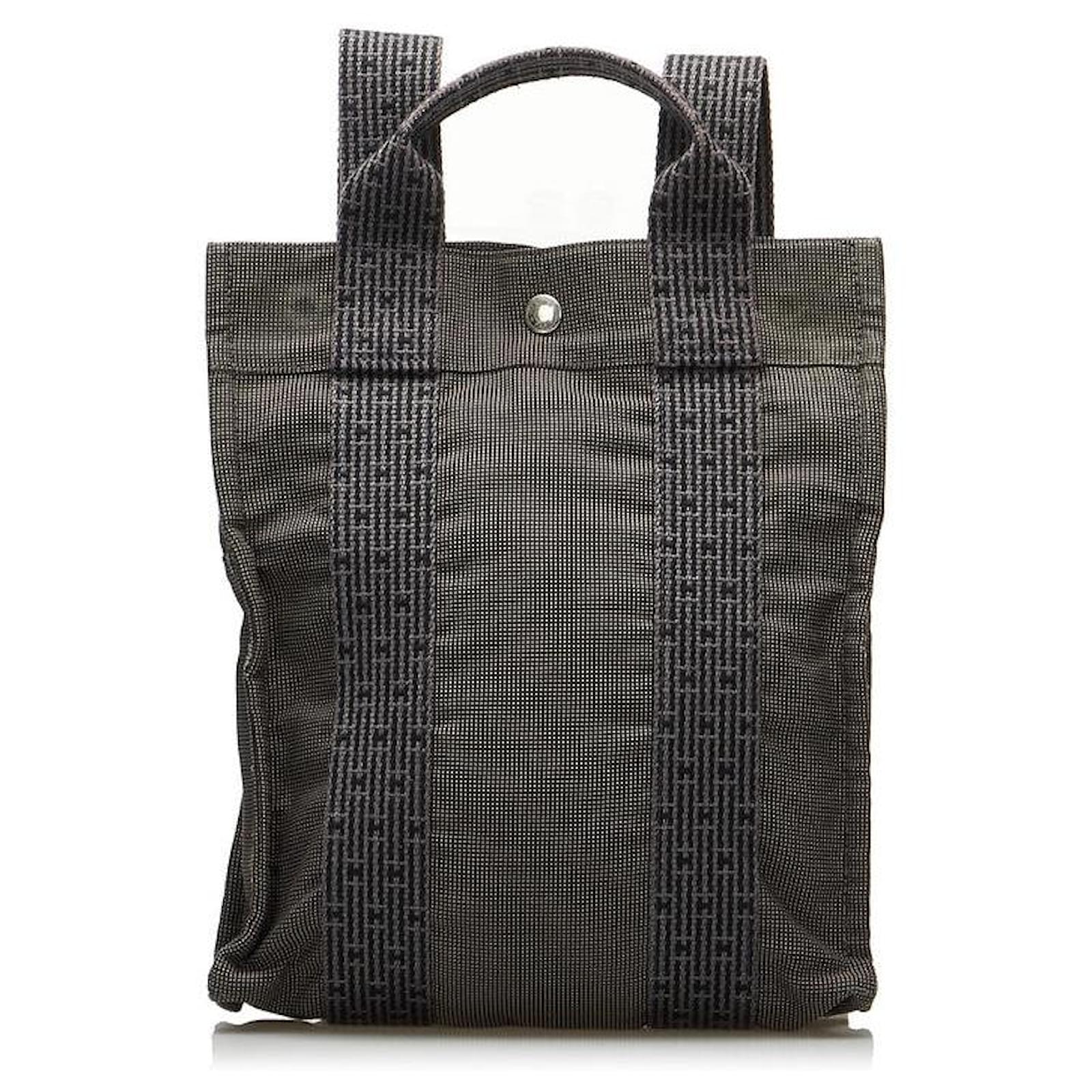 Hermès Toile Herline Backpack Grey Cloth ref.915857 - Joli Closet