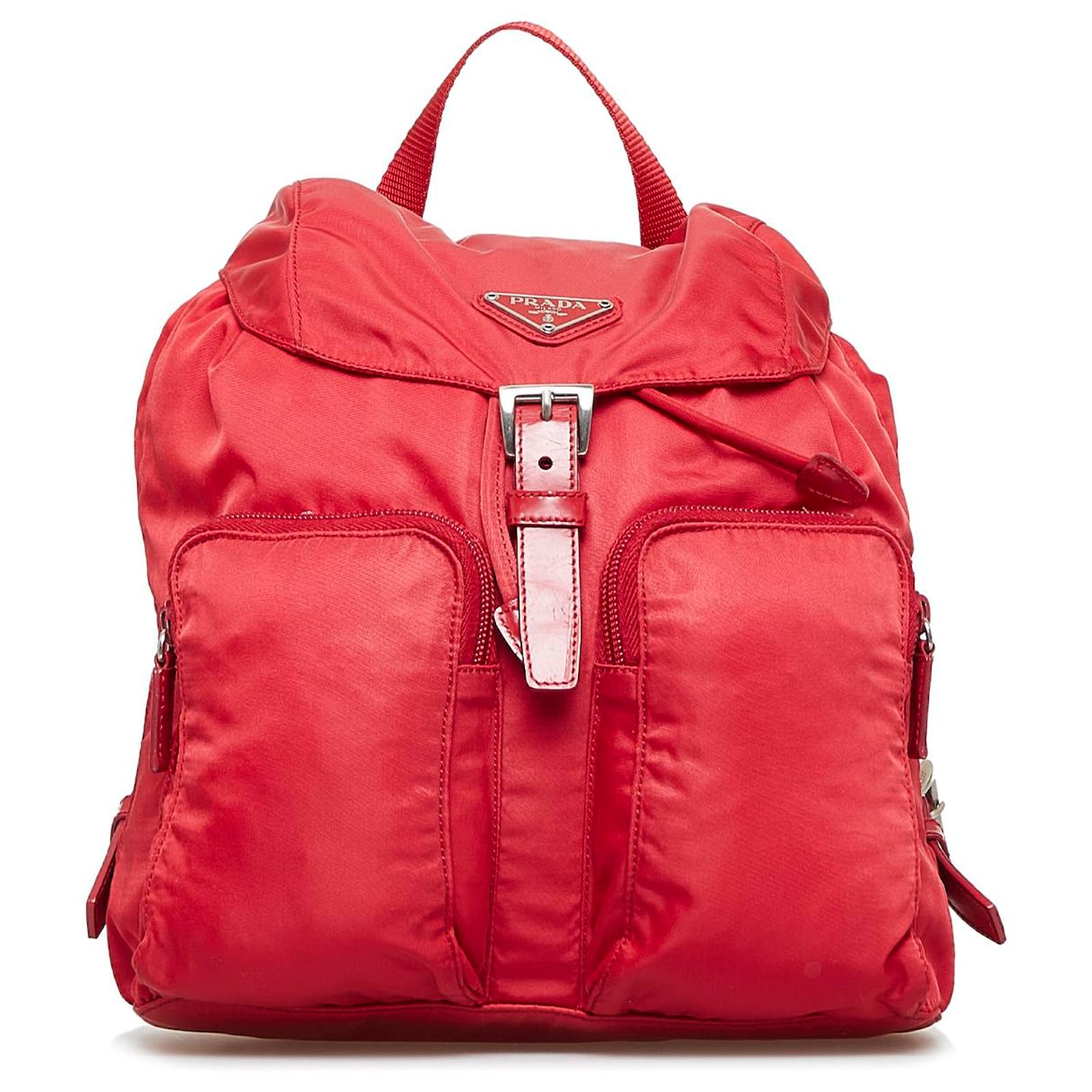 Prada Red Tessuto Backpack Nylon Cloth ref.916550 - Joli Closet