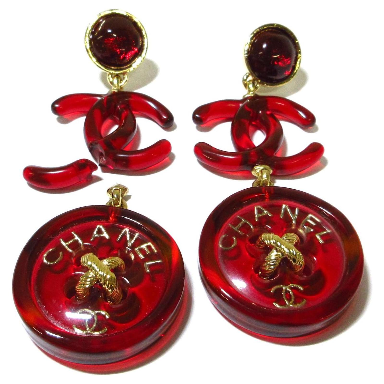 Chanel Red Plastic ref.921560 - Joli Closet