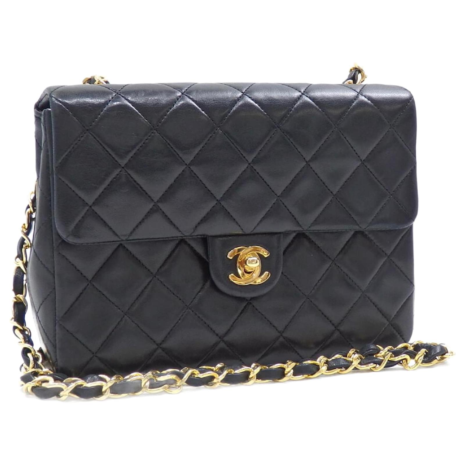 Classique Chanel Timeless Cuir Noir ref.925383 - Joli Closet