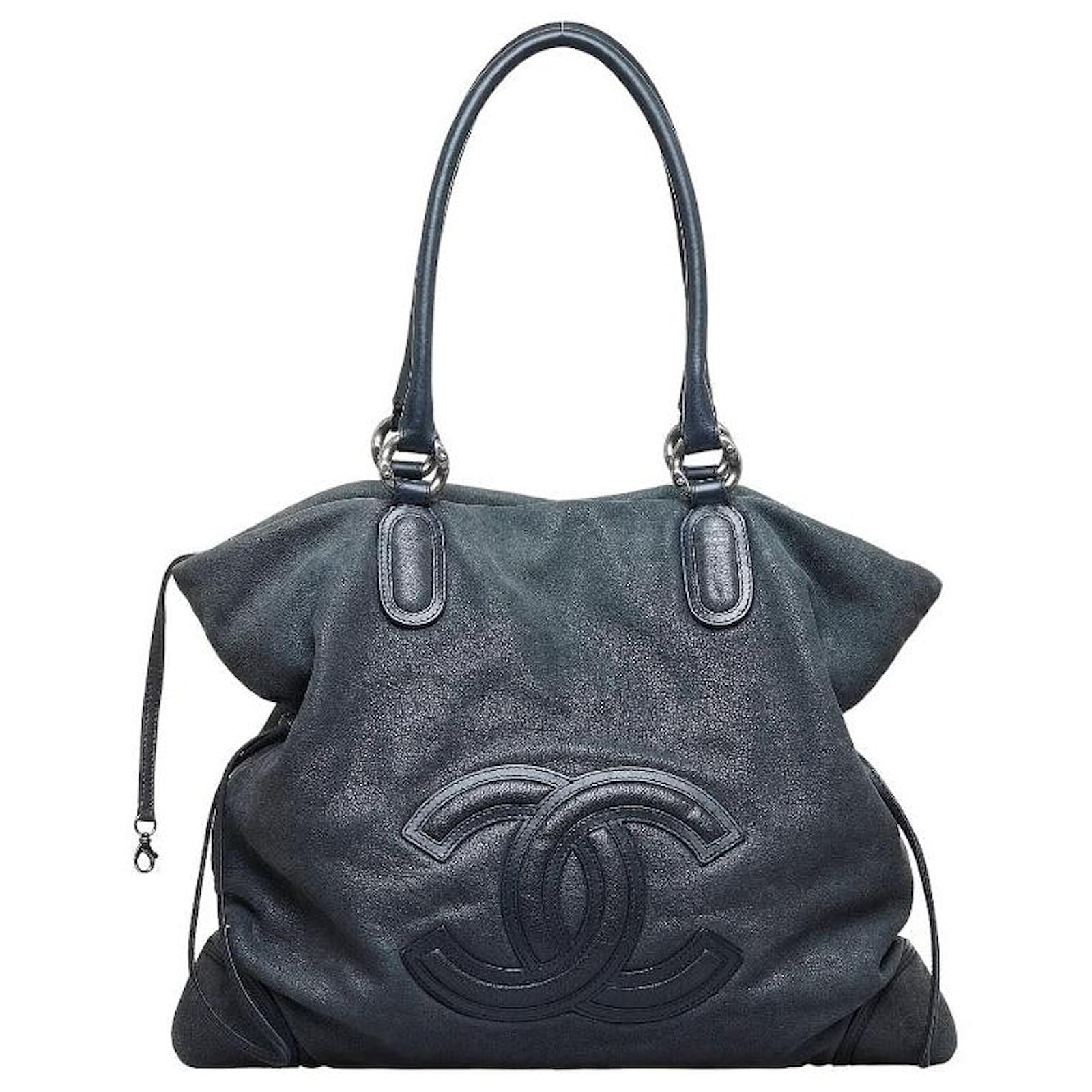 Chanel Leather CC Cup Tote Bag (Sold) - Joli Closet
