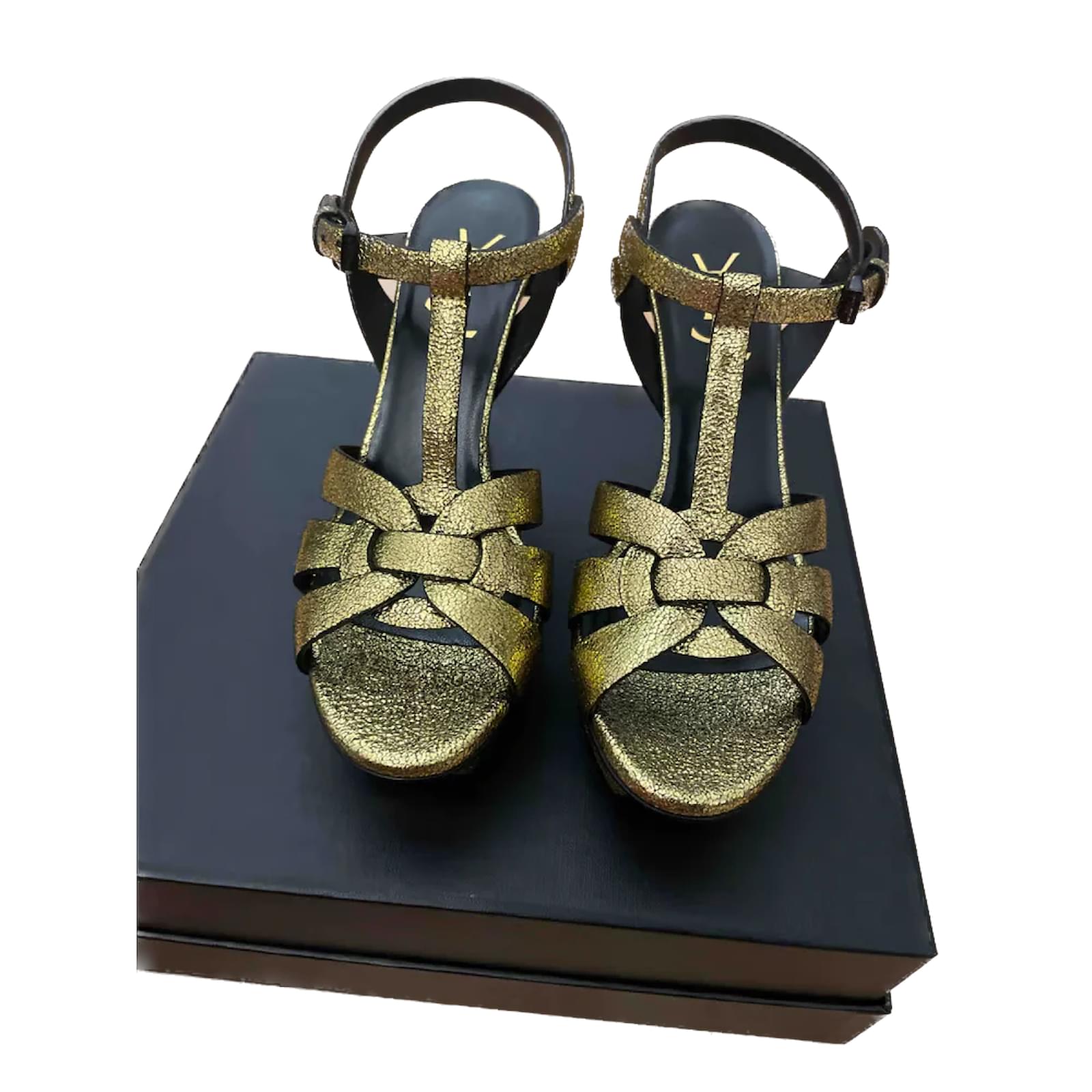 YVES SAINT LAURENT Sandals EU 40 Leather Golden ref.931412 - Joli Closet