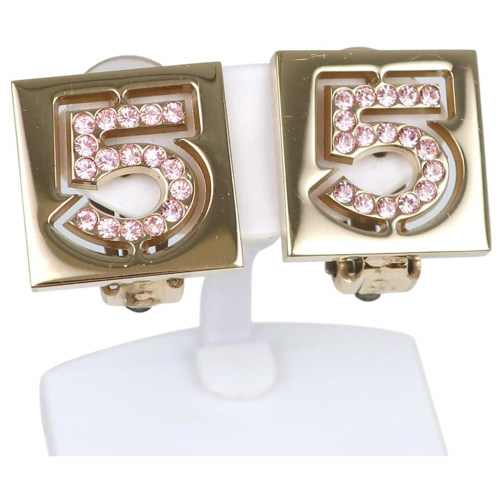 Chanel Plaqué or Doré ref.933869 - Joli Closet