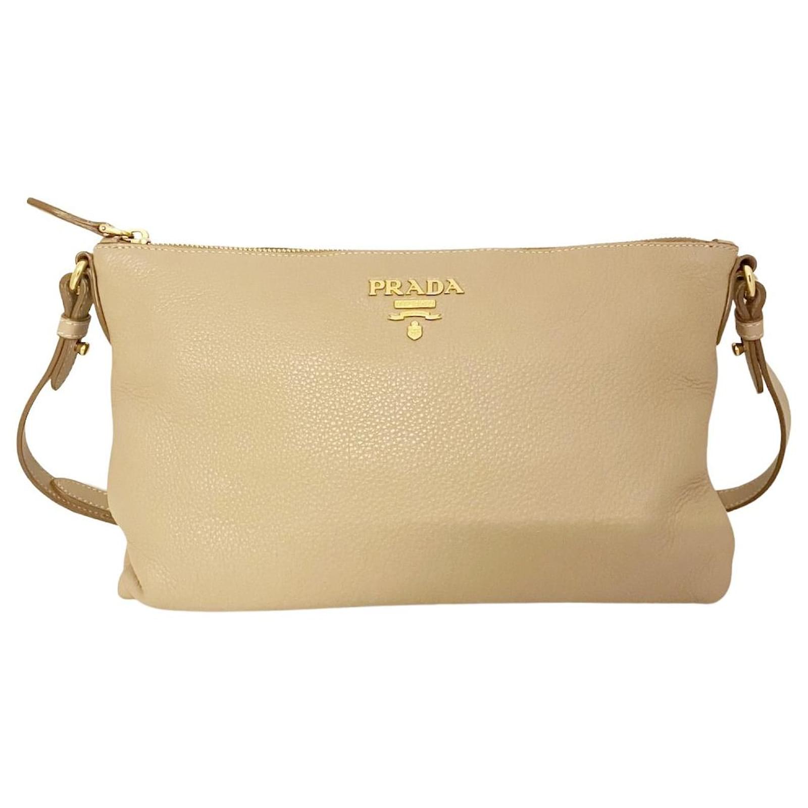 Prada Beige Leather ref.936778 - Joli Closet