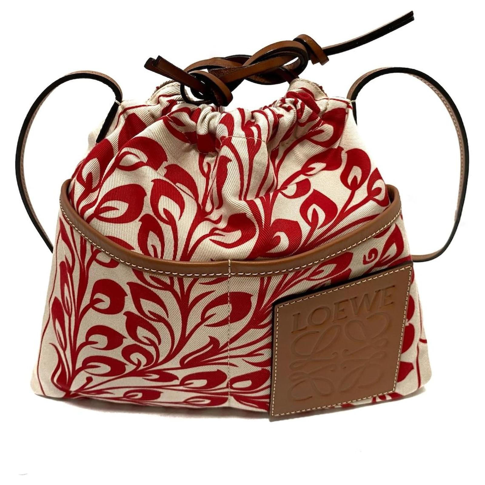 Loewe Multiple colors Cloth ref.940572 - Joli Closet