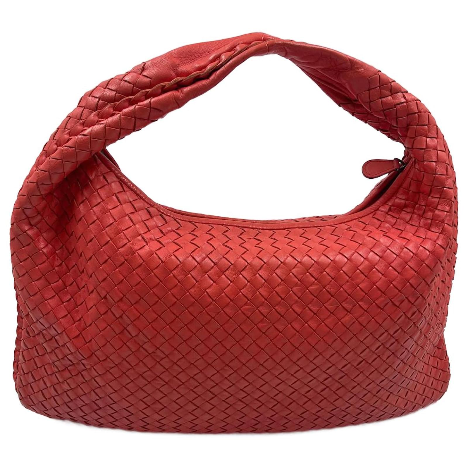 Bottega Veneta Red leather Large Veneta ref.942177 - Joli Closet