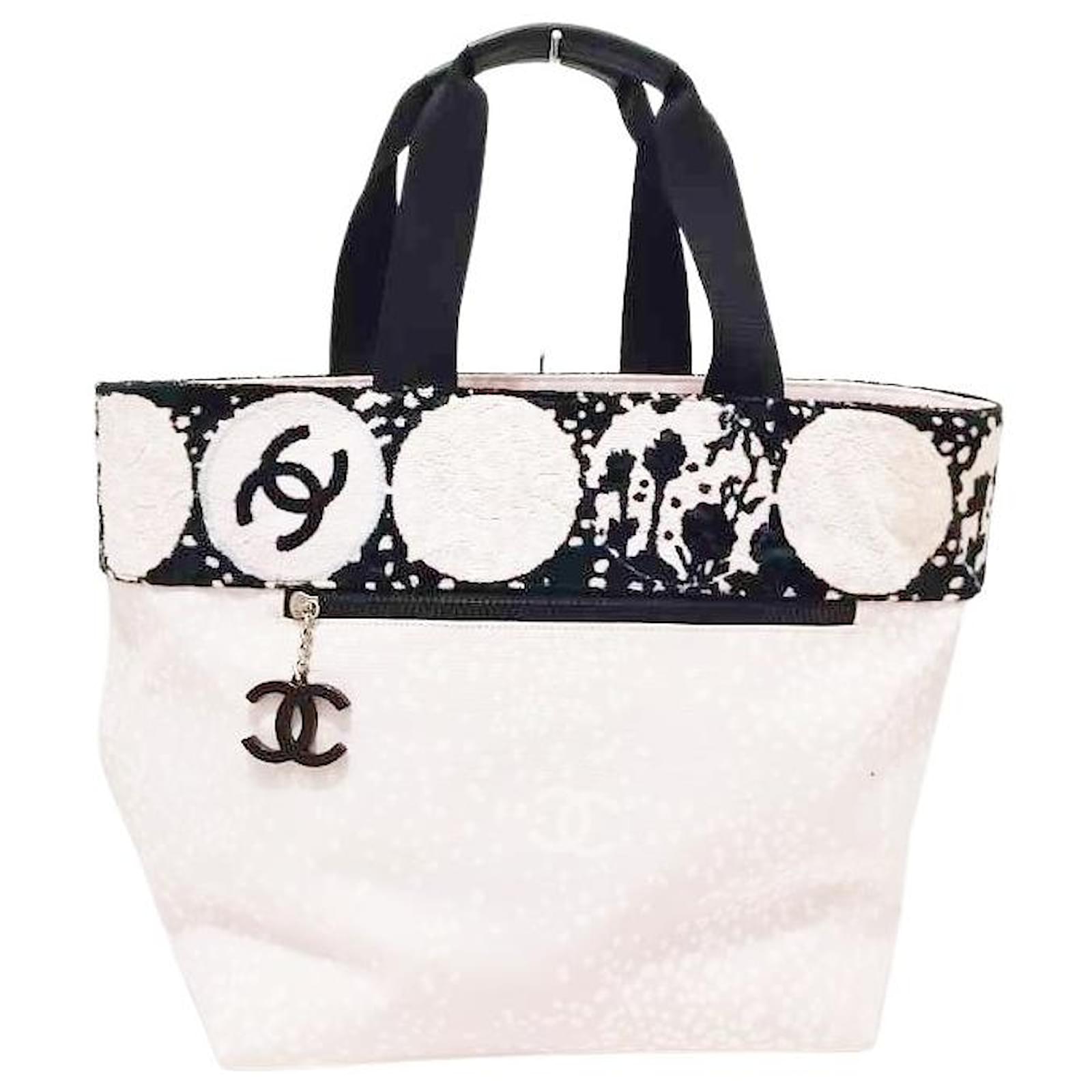 Chanel Logo CC Pink Cloth ref.946109 - Joli Closet