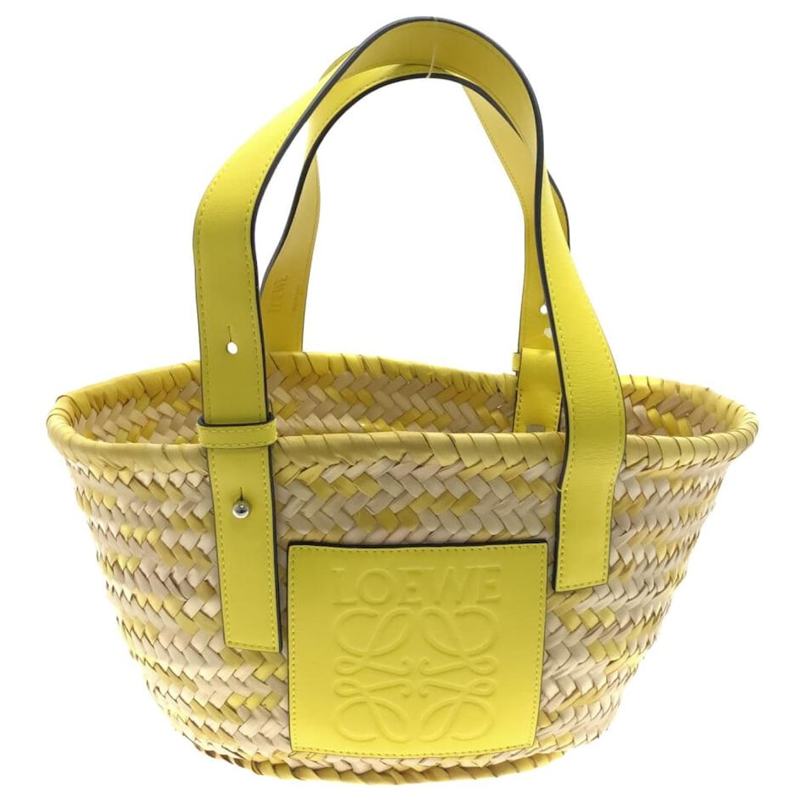Loewe Basket Beige Leather ref.946233 - Joli Closet