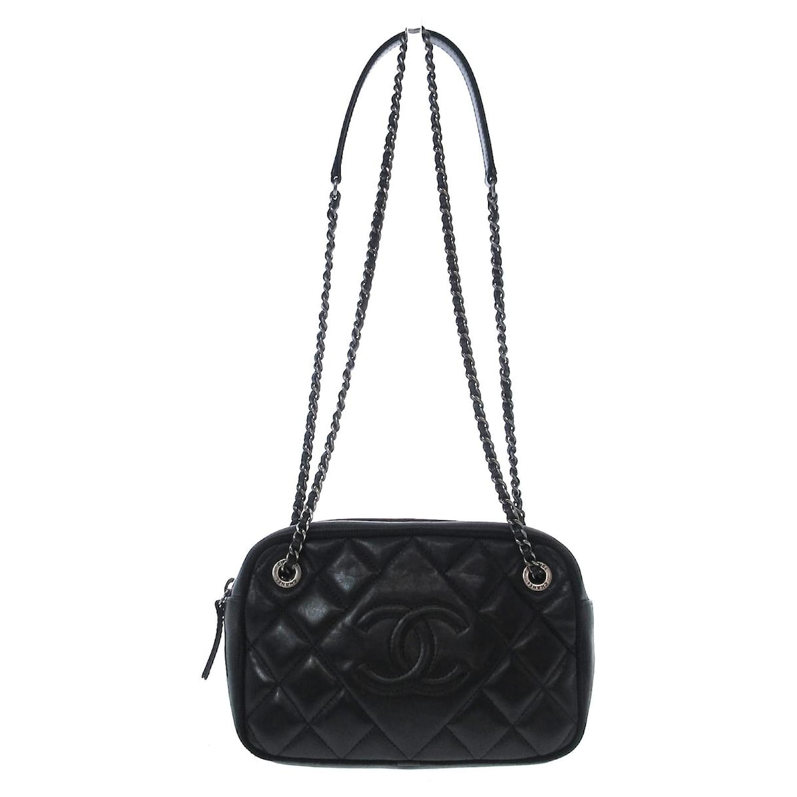 Timeless Chanel Matrasse Black Leather ref.946413 - Joli Closet
