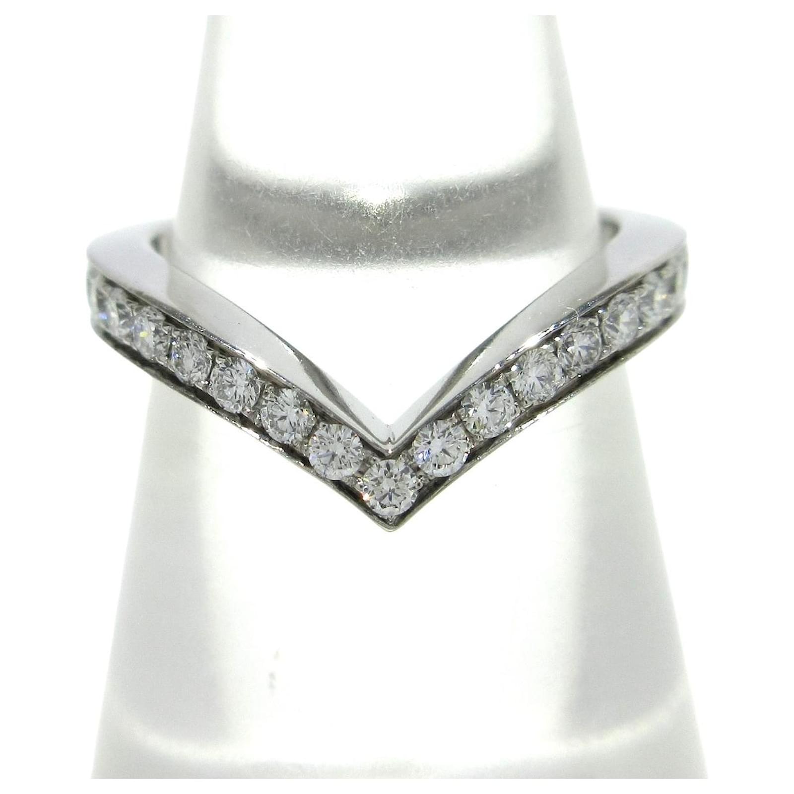 Chaumet Joséphine Silvery White gold ref.948527 - Joli Closet