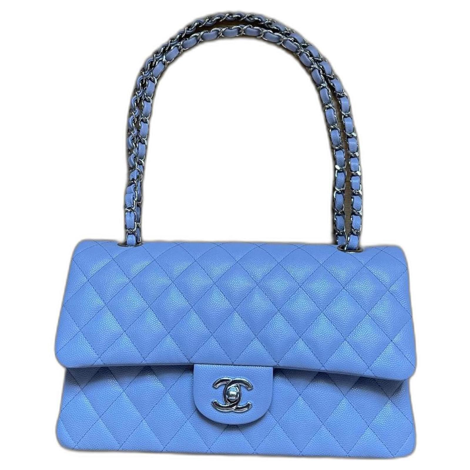 Chanel Timeless classic flap bag lilac Purple Leather ref.952338 - Joli ...