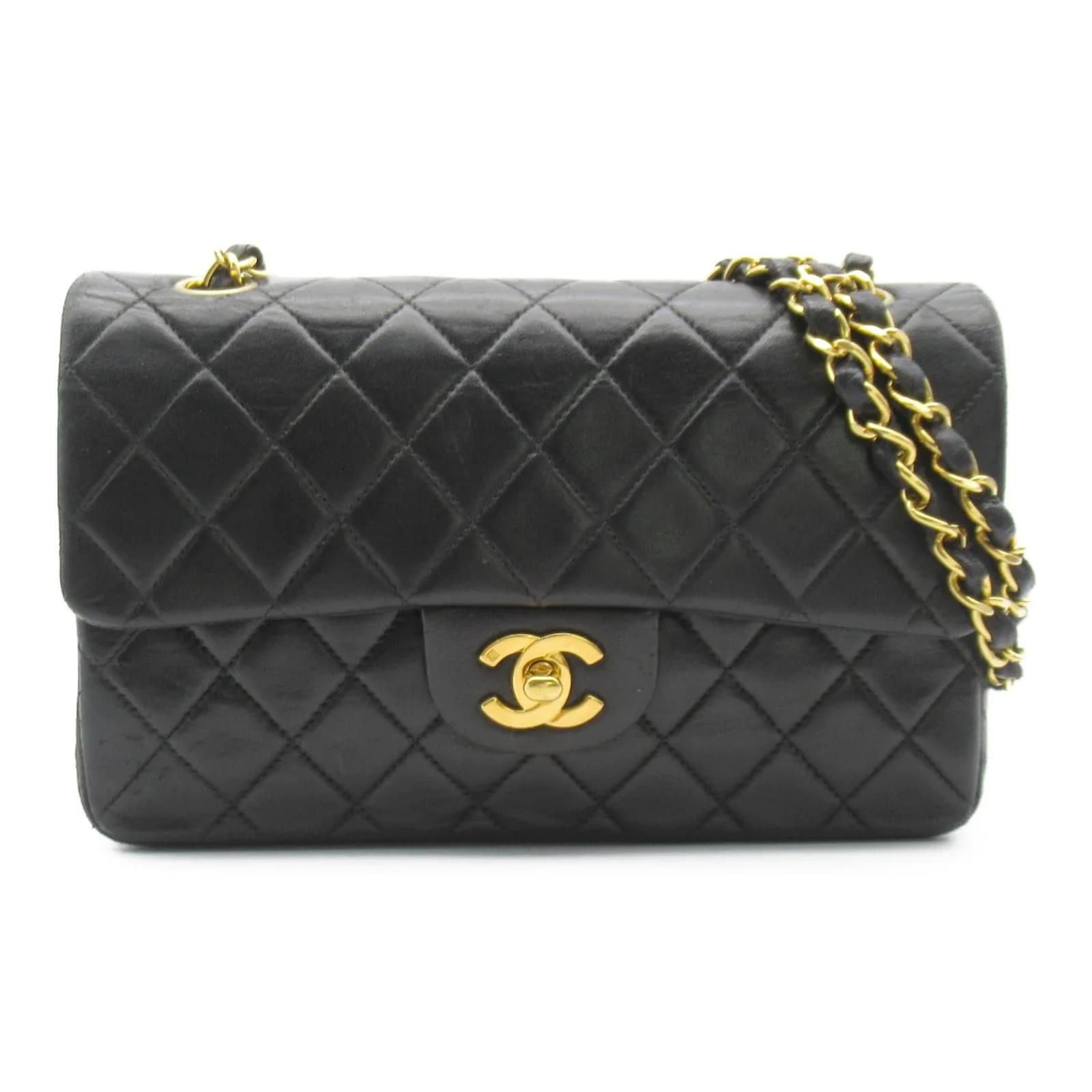 Chanel Small Classic lined Flap Bag Black Leather Lambskin ref.954029 ...