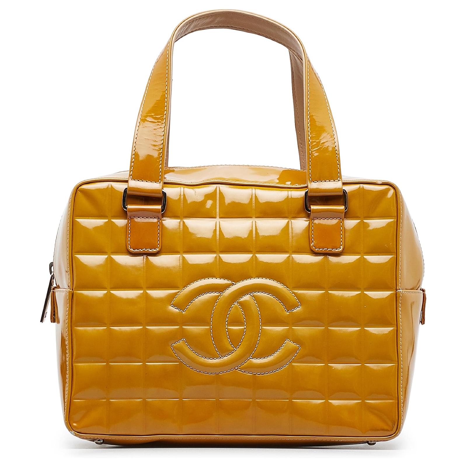 Chanel Brown Choco Bar Handbag Leather Patent leather ref.956267 - Joli ...