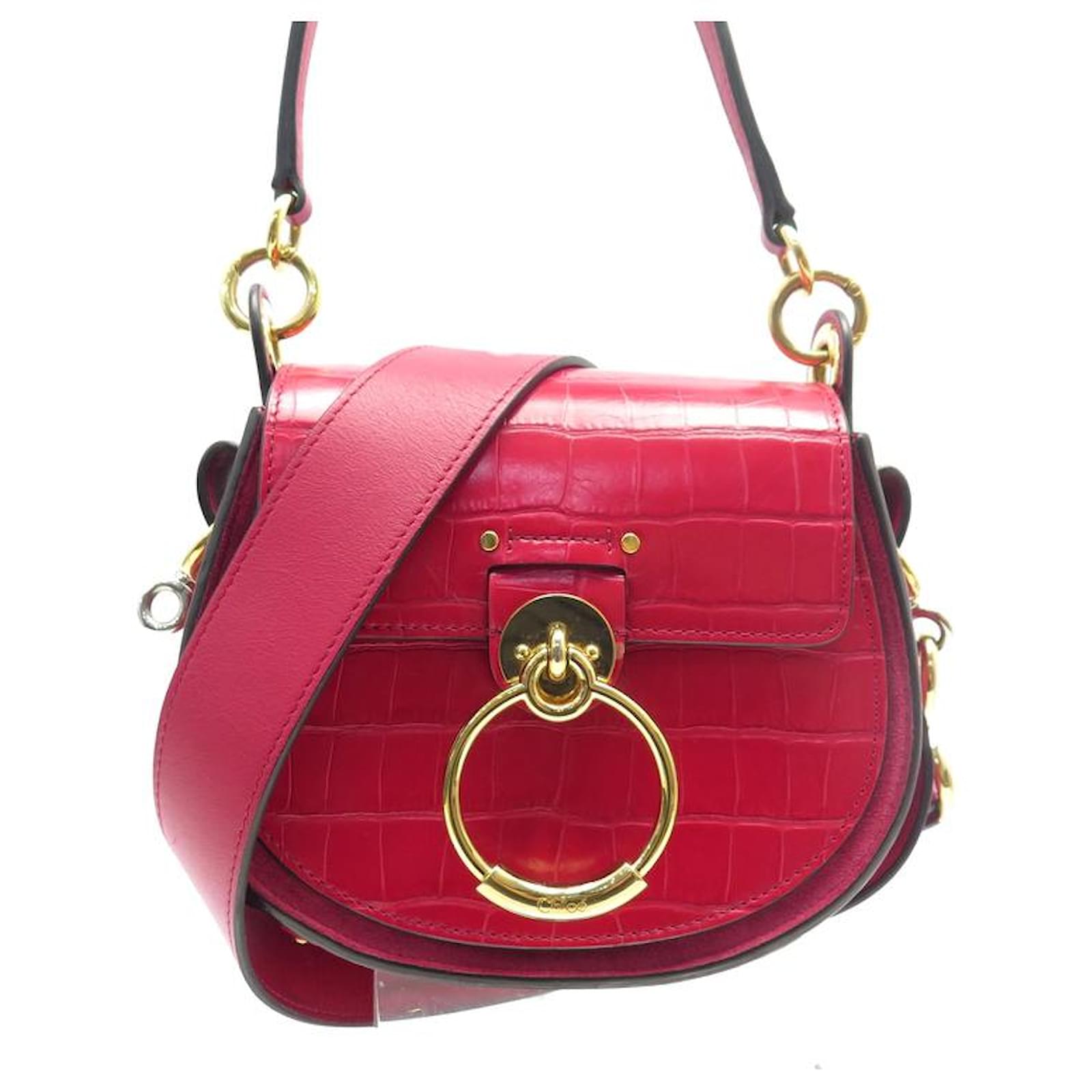 Chloé CHLOE TESS PM HANDTASCHE CROSSBODY-HANDTASCHE AUS LEDER IN FUSHIA ...