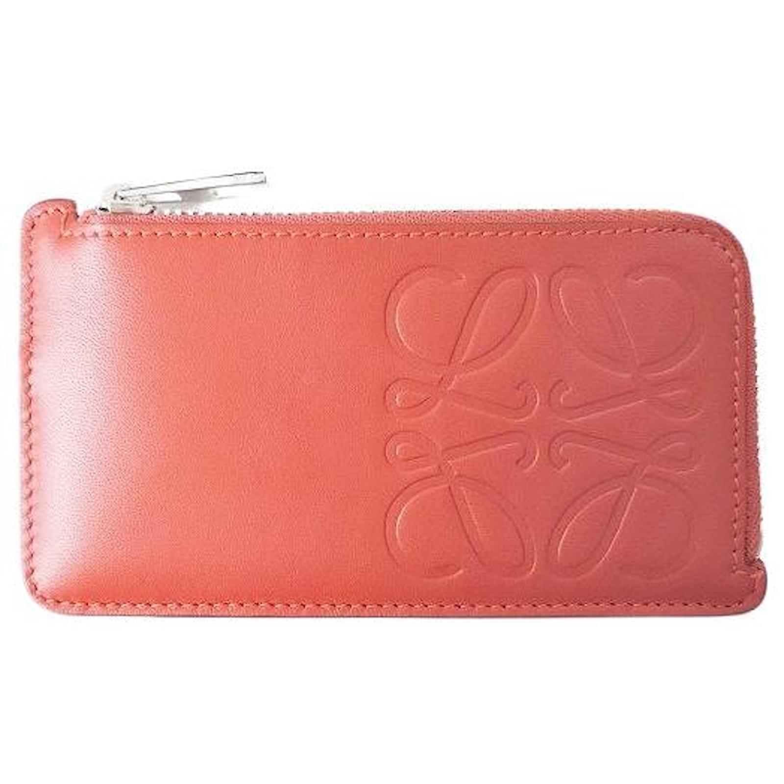 Loewe Red Leather ref.1001399 - Joli Closet