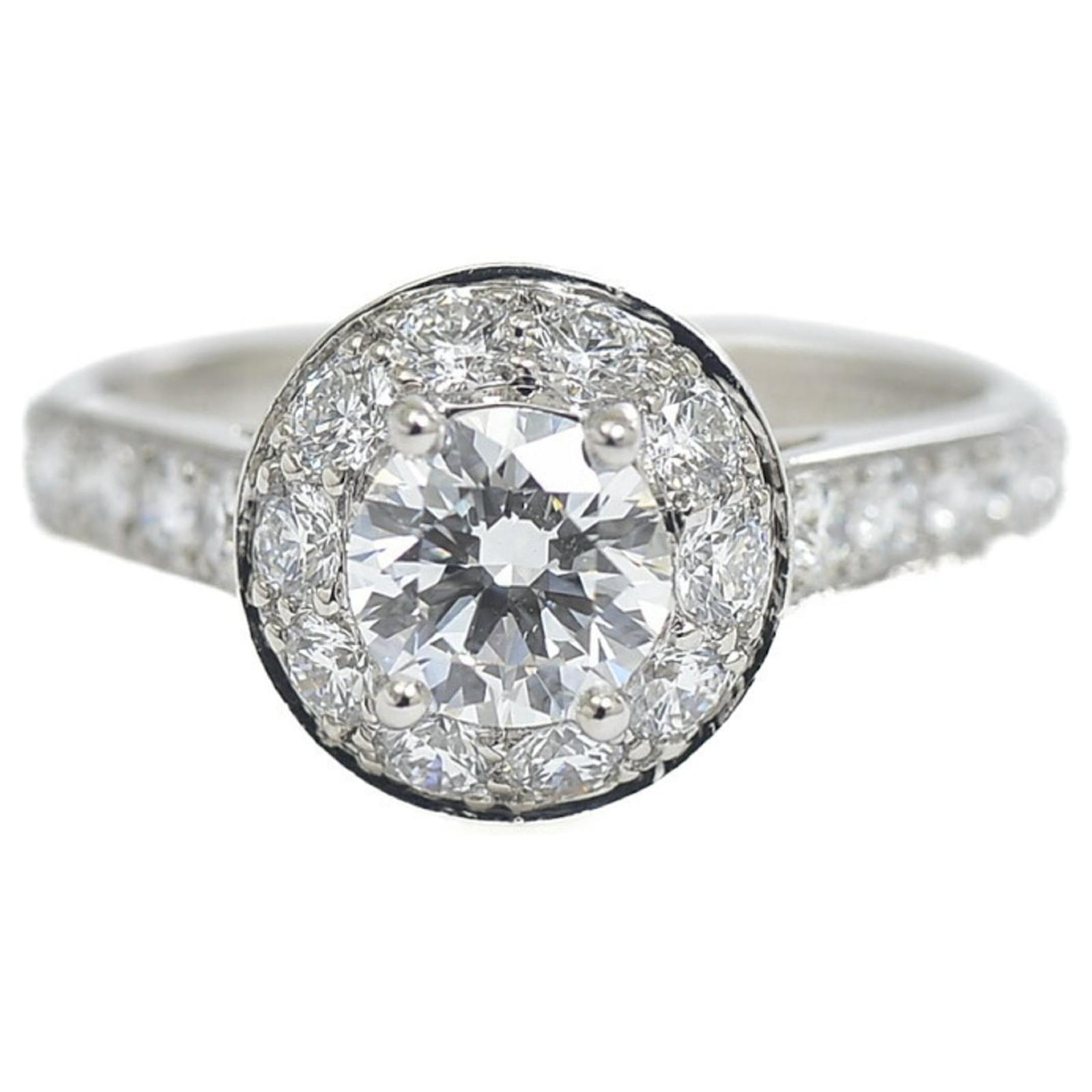 Van Cleef & Arpels Solitaire Icône Silvery Platinum ref.1005045 - Joli ...