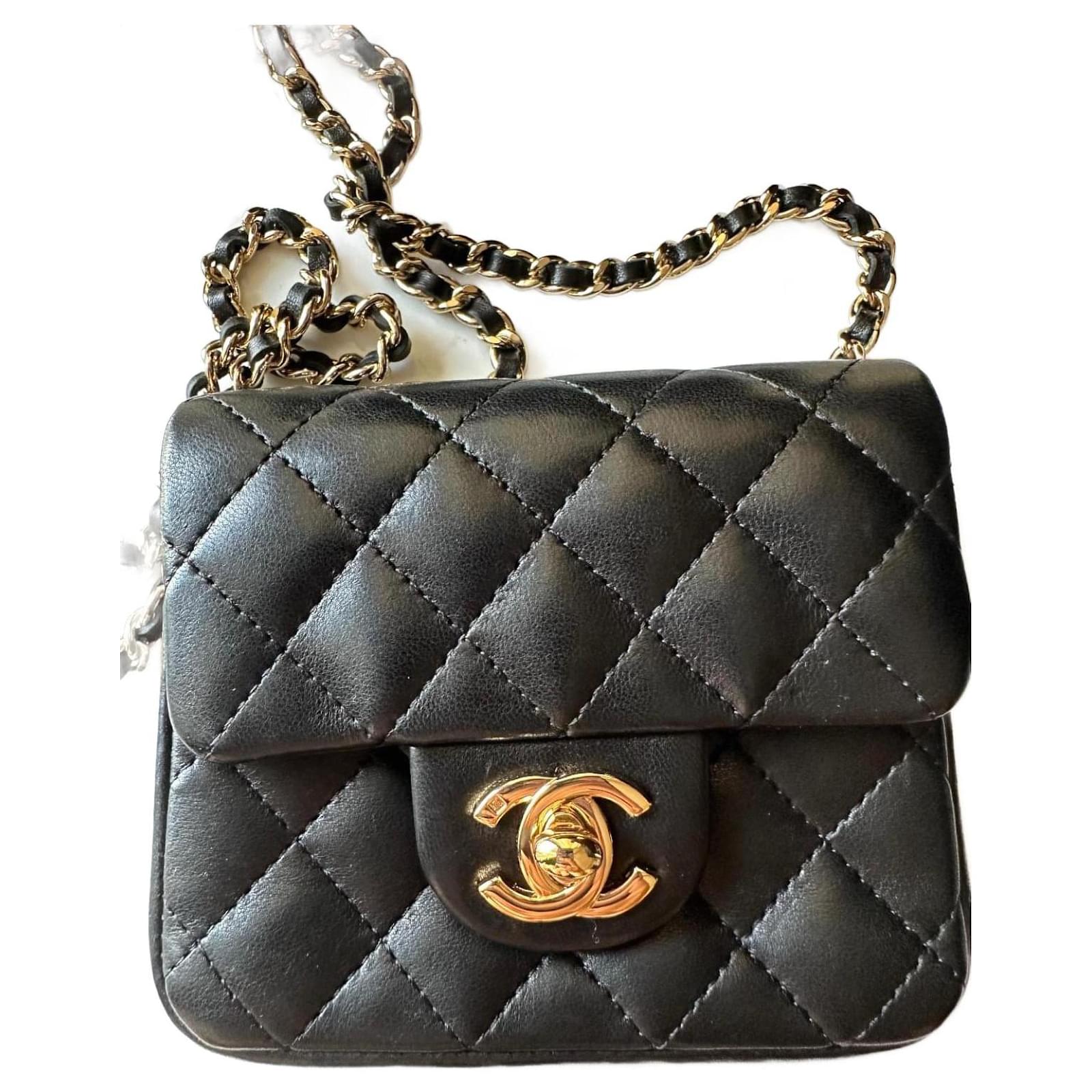 Chanel Handbags Black Leather ref.1006720 - Joli Closet