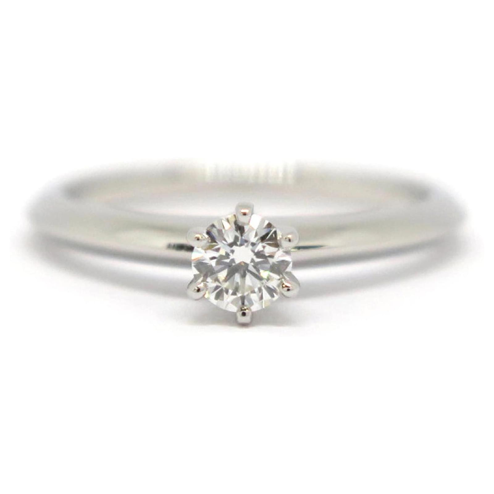 Tiffany & Co Solitaire Silvery Platinum ref.1006930 - Joli Closet