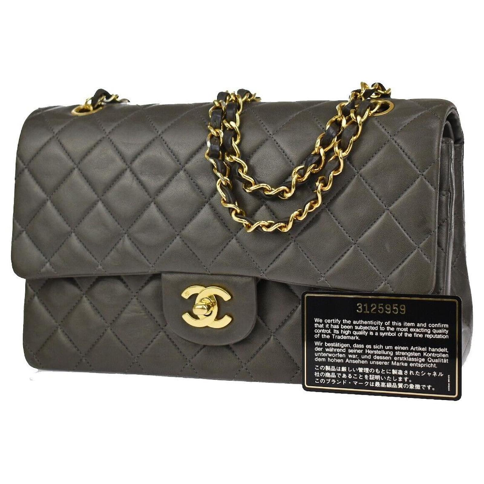 Timeless Chanel Double flap Grey Leather ref.1007508 - Joli Closet