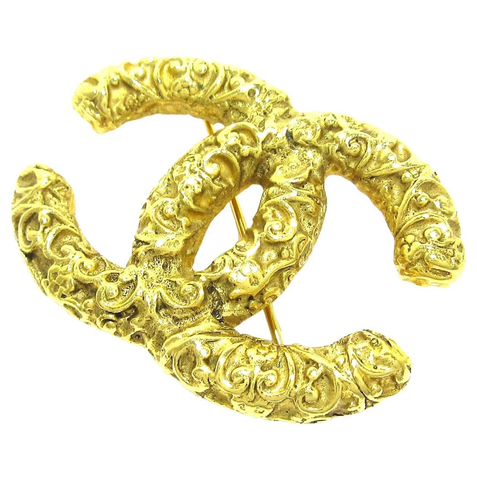 Timeless Chanel COCO Mark Golden Metal ref.1008993 - Joli Closet