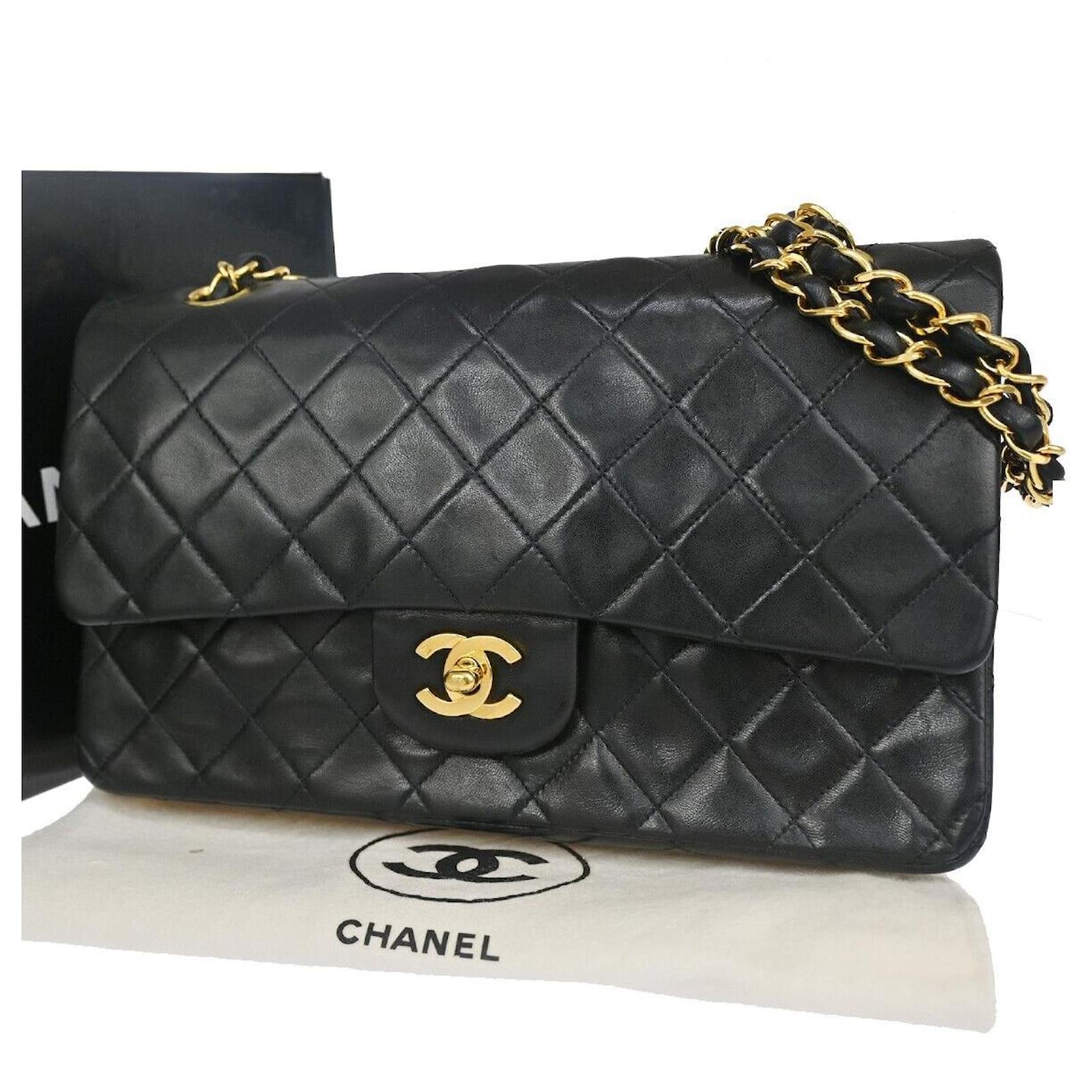 Timeless Chanel Double flap Black Leather ref.1009328 - Joli Closet