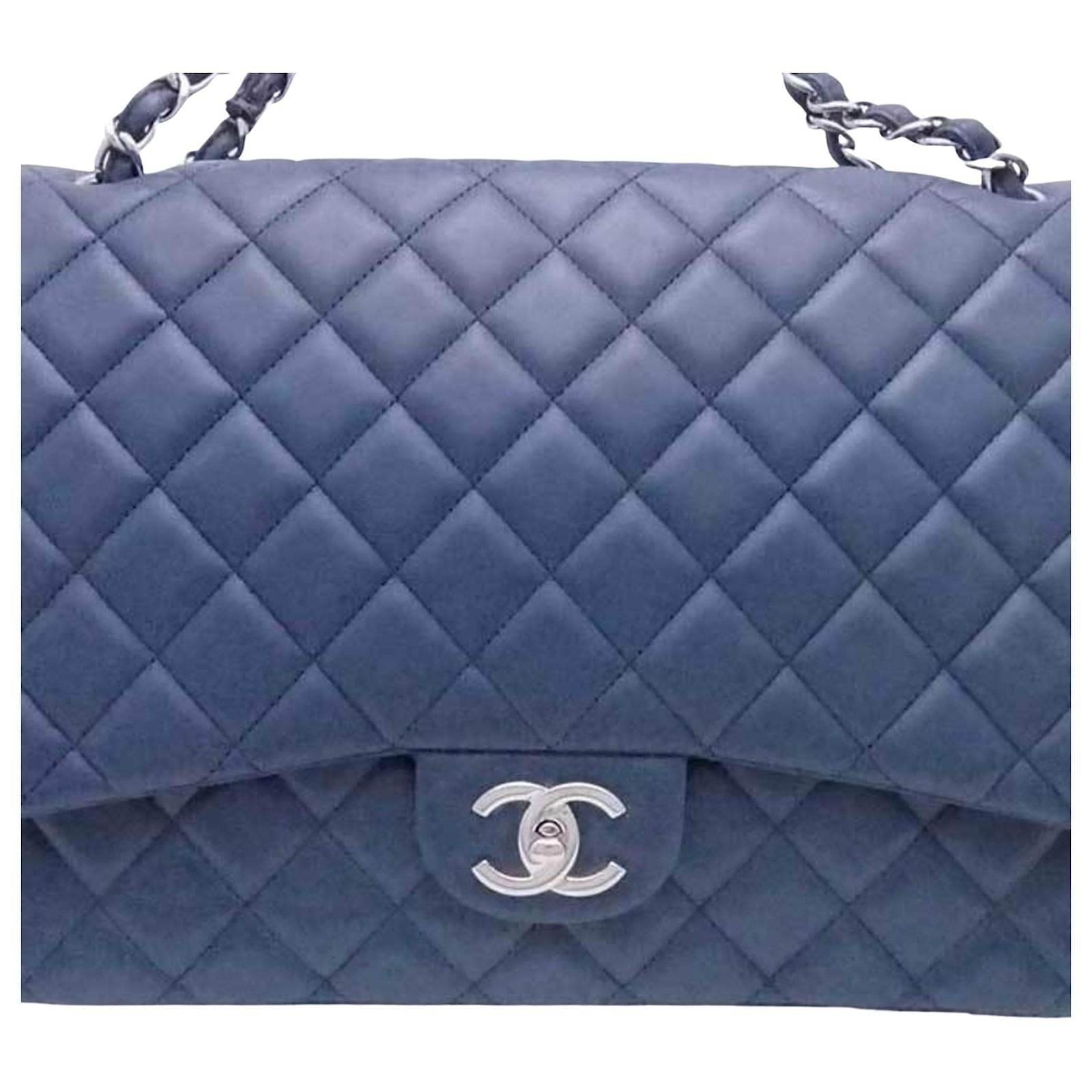 Classique Sac à rabat Chanel Cuir Bleu ref.973390 - Joli Closet