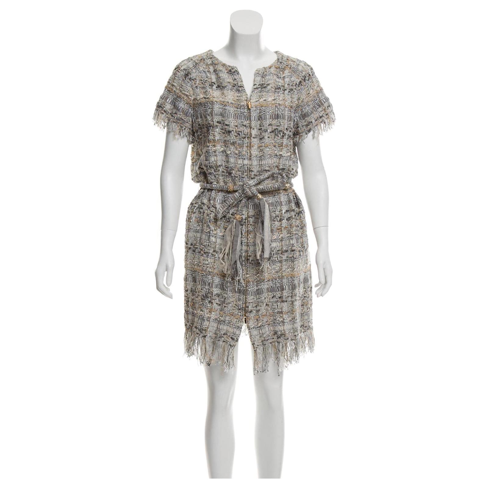 Chanel 9Robe ceinturée en tweed à ruban K$ Multicolore ref.979523 ...