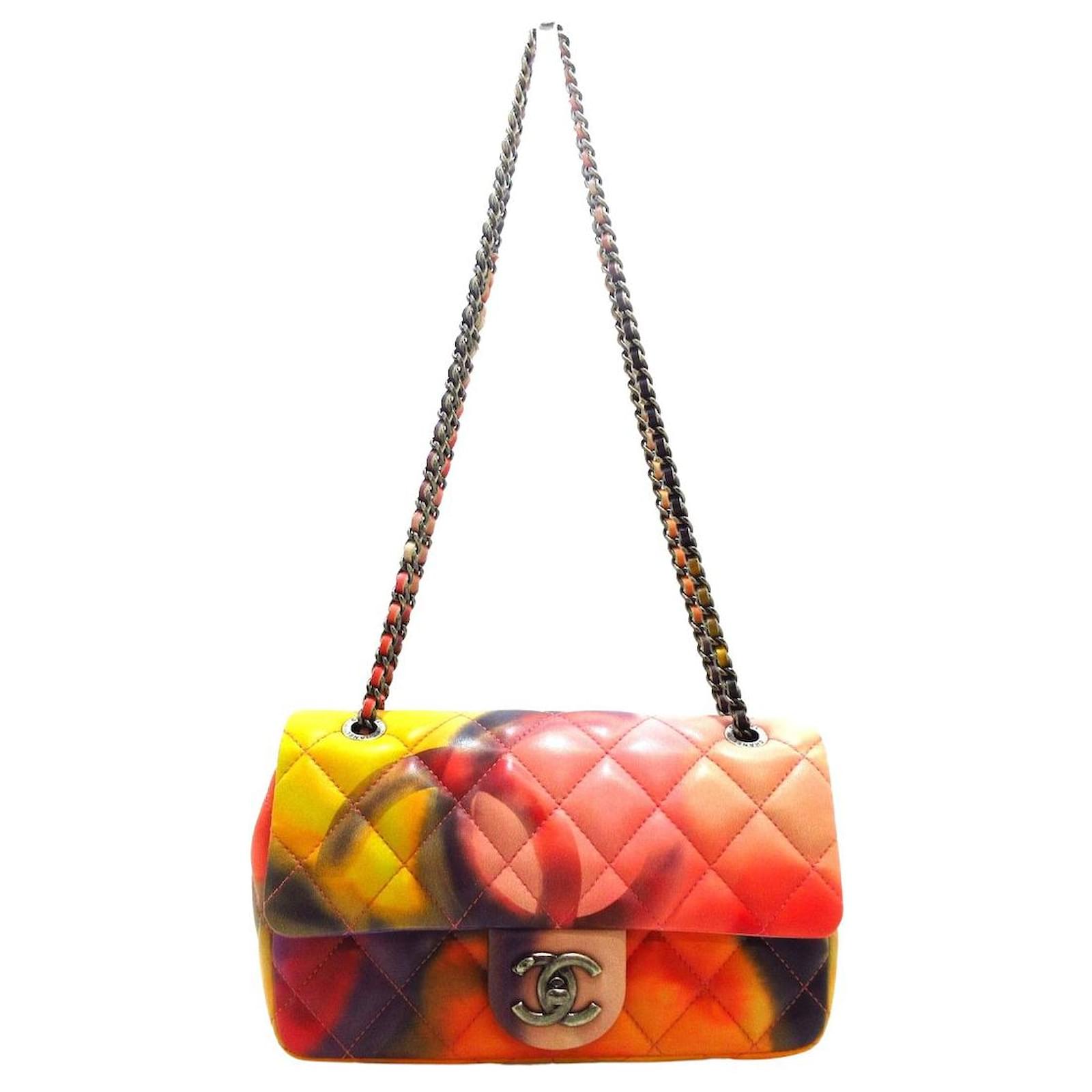 Chanel Matrasse Multiple colors Leather ref.979759 - Joli Closet