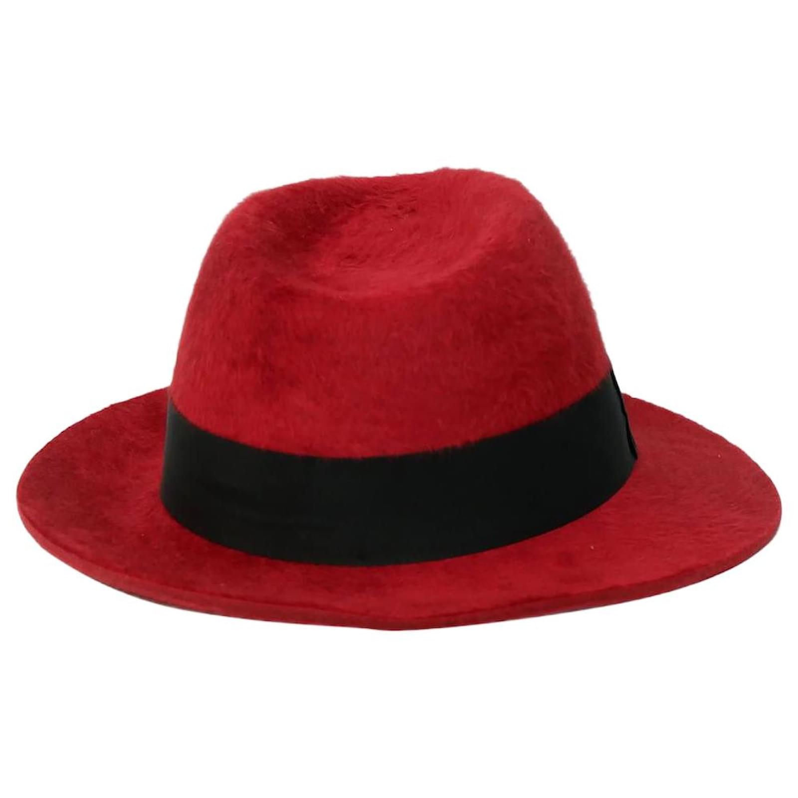 Saint Laurent Red felt hat ref.984314 - Joli Closet