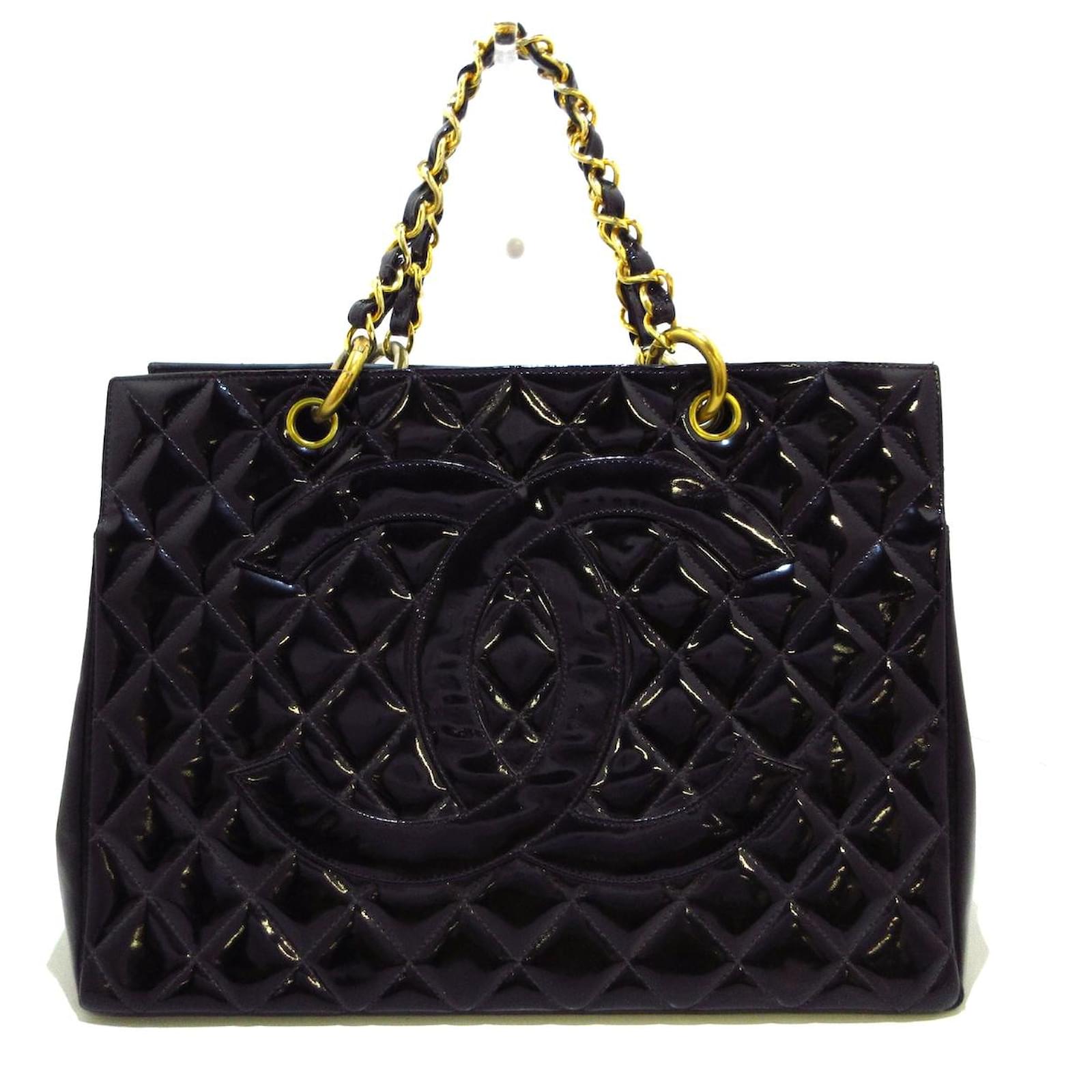 Timeless Chanel shopping Black Patent leather ref.992276 - Joli Closet