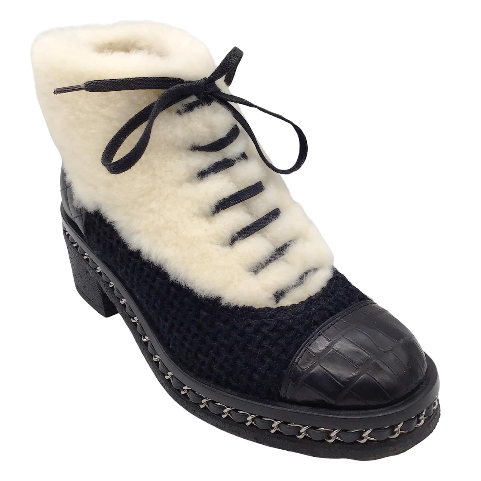 Chanel black / ivory 2016 Beaver Fur Trimmed Alligator Skin Leather and ...