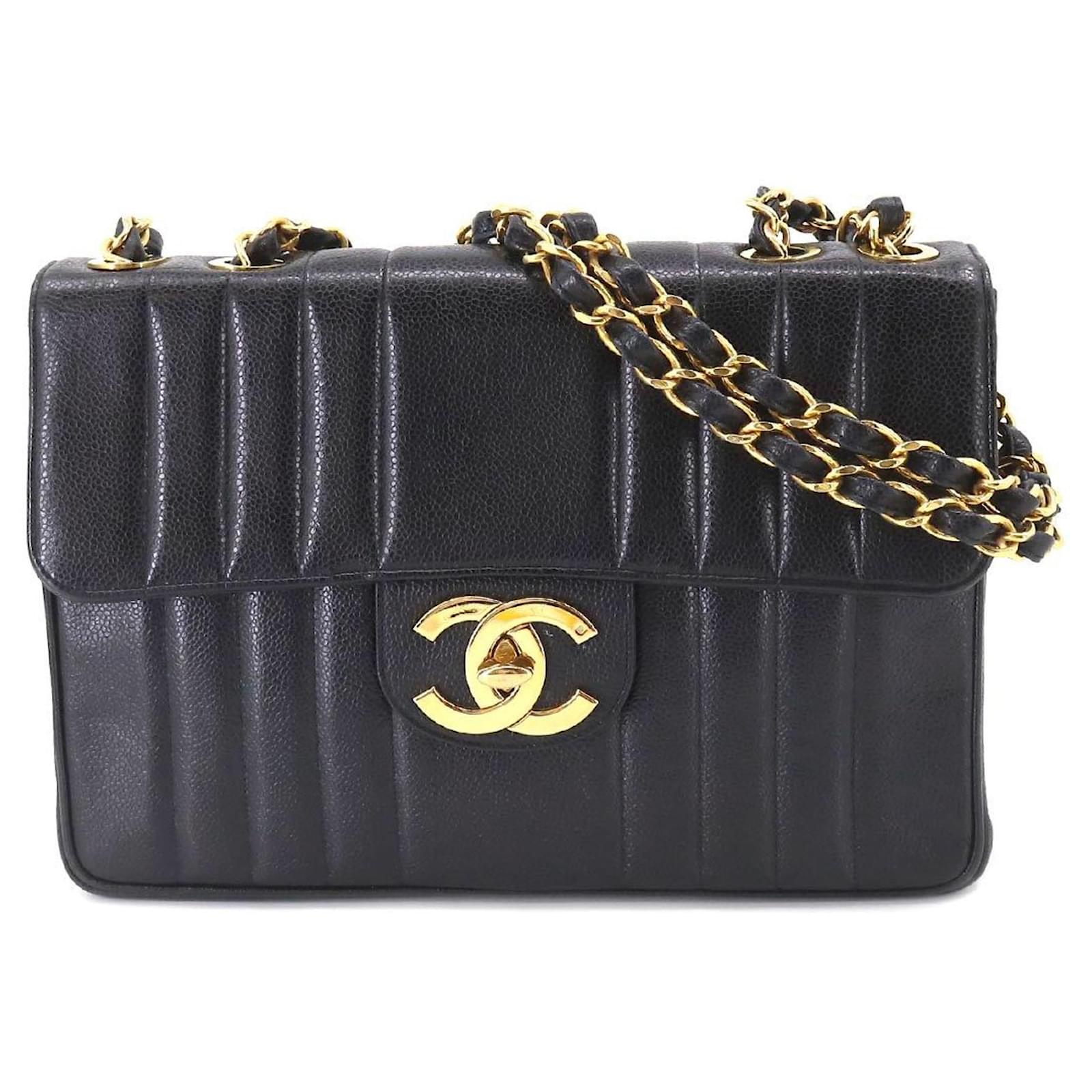 Chanel Timeless Black Leather ref.1020377 - Joli Closet