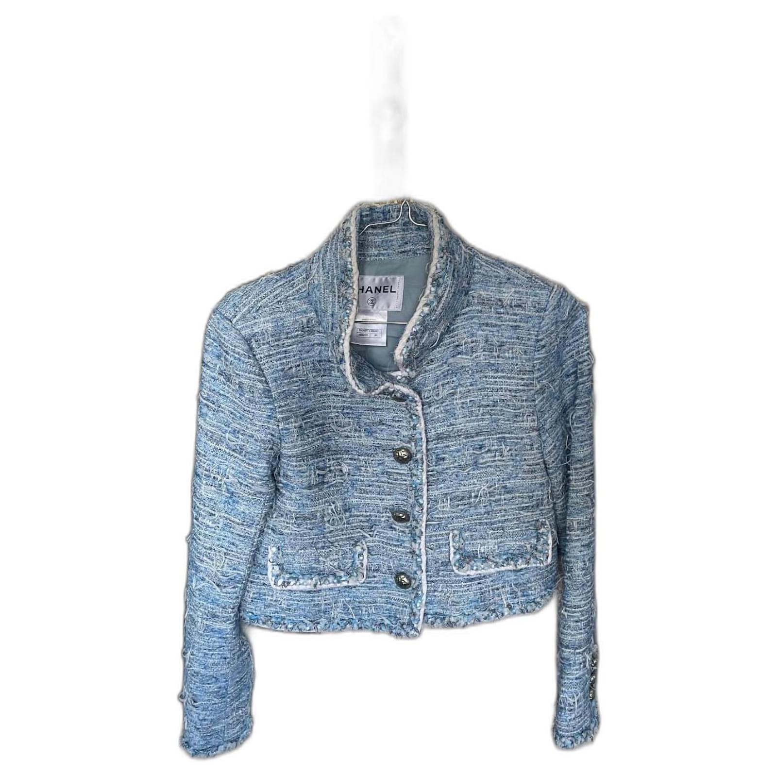 Chanel Vestes Tweed Bleu ref.1026324 - Joli Closet