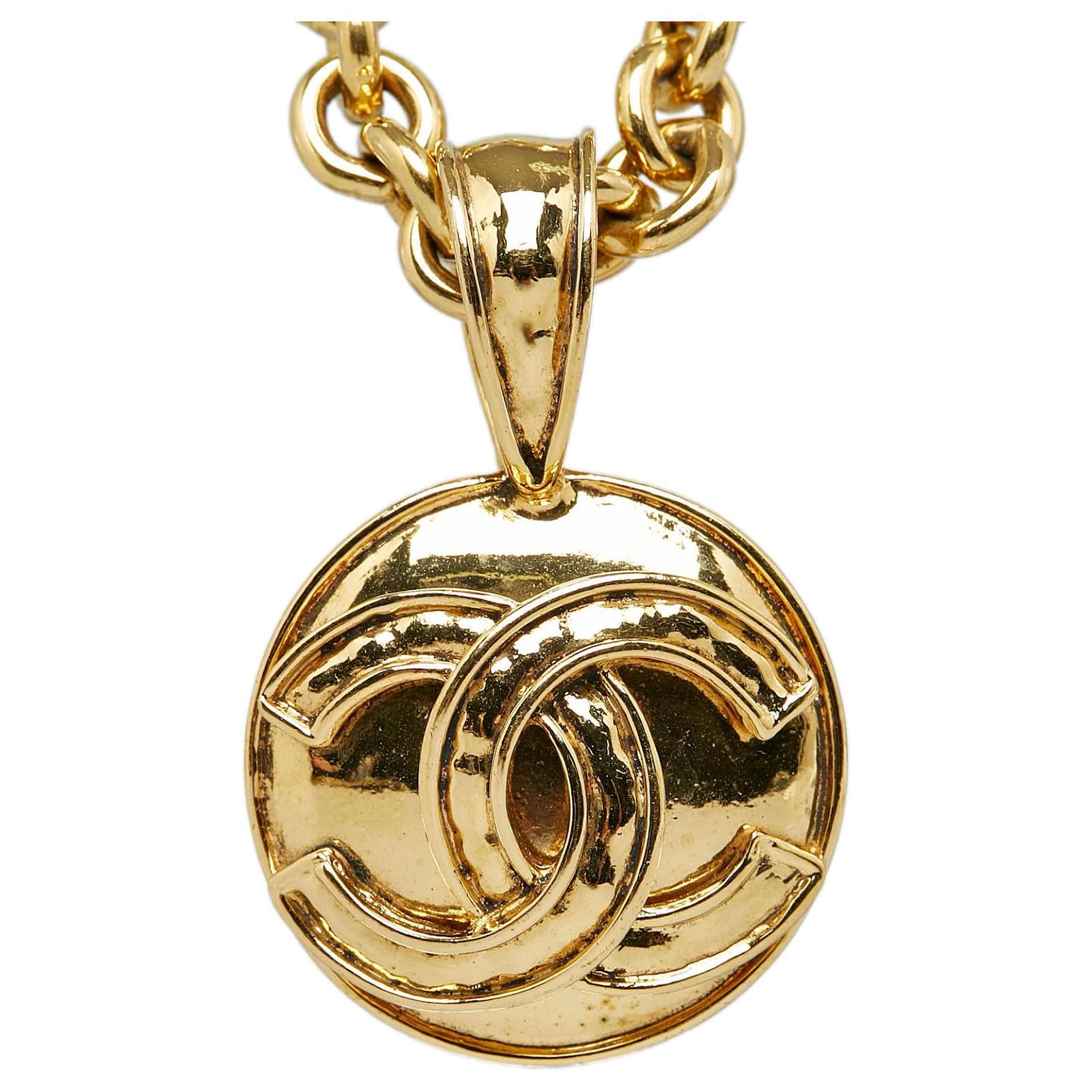 Chanel Gold CC Pendant Necklace Golden Metal Gold-plated ref.1030043 ...