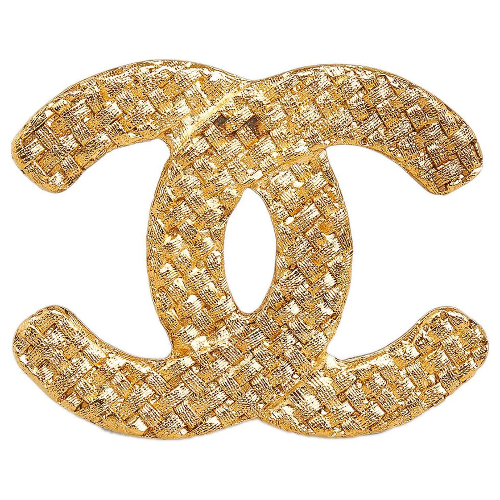 Chanel Gold CC Brooch Golden Metal Gold-plated ref.1030065 - Joli Closet
