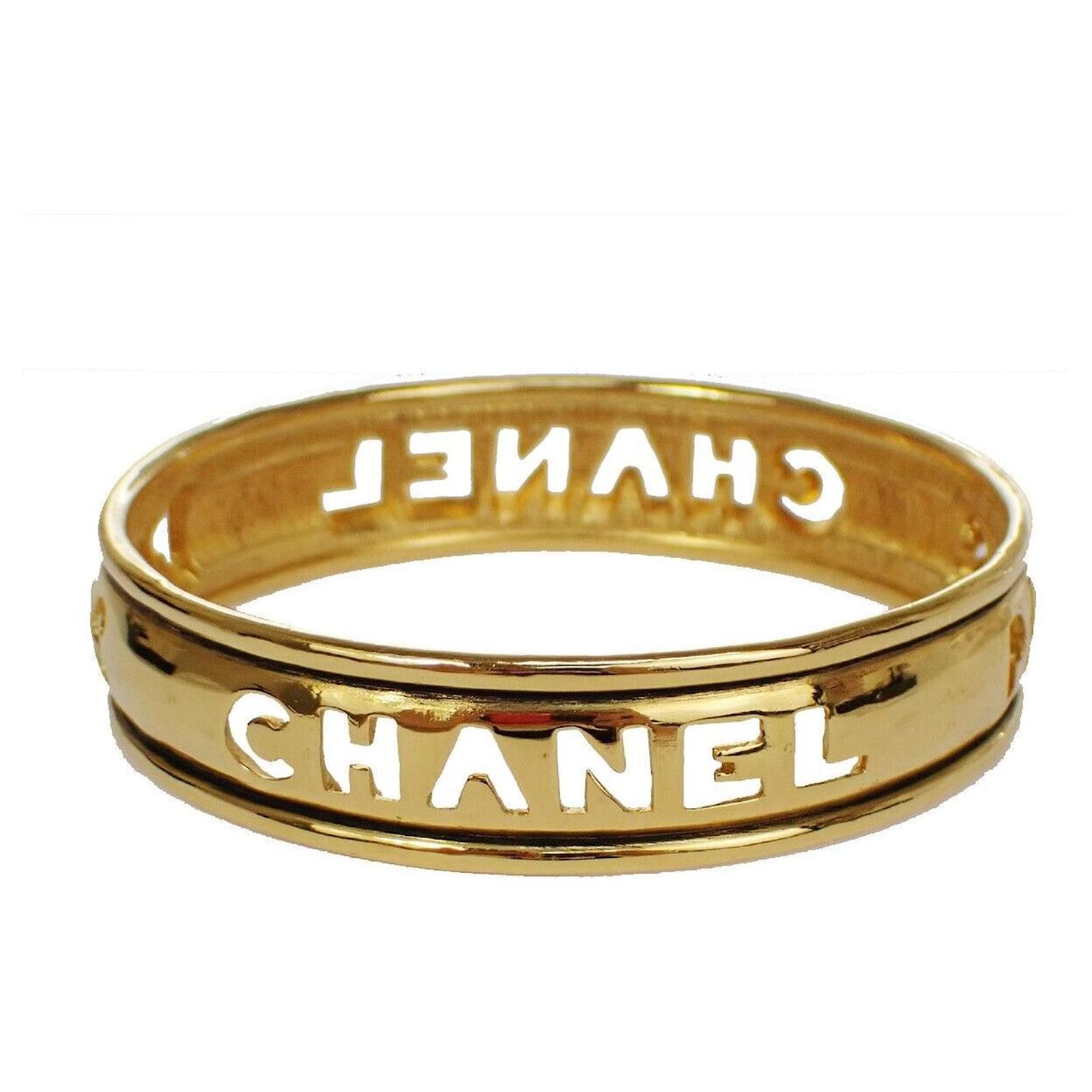Timeless Chanel Golden Gold-plated ref.1030588 - Joli Closet