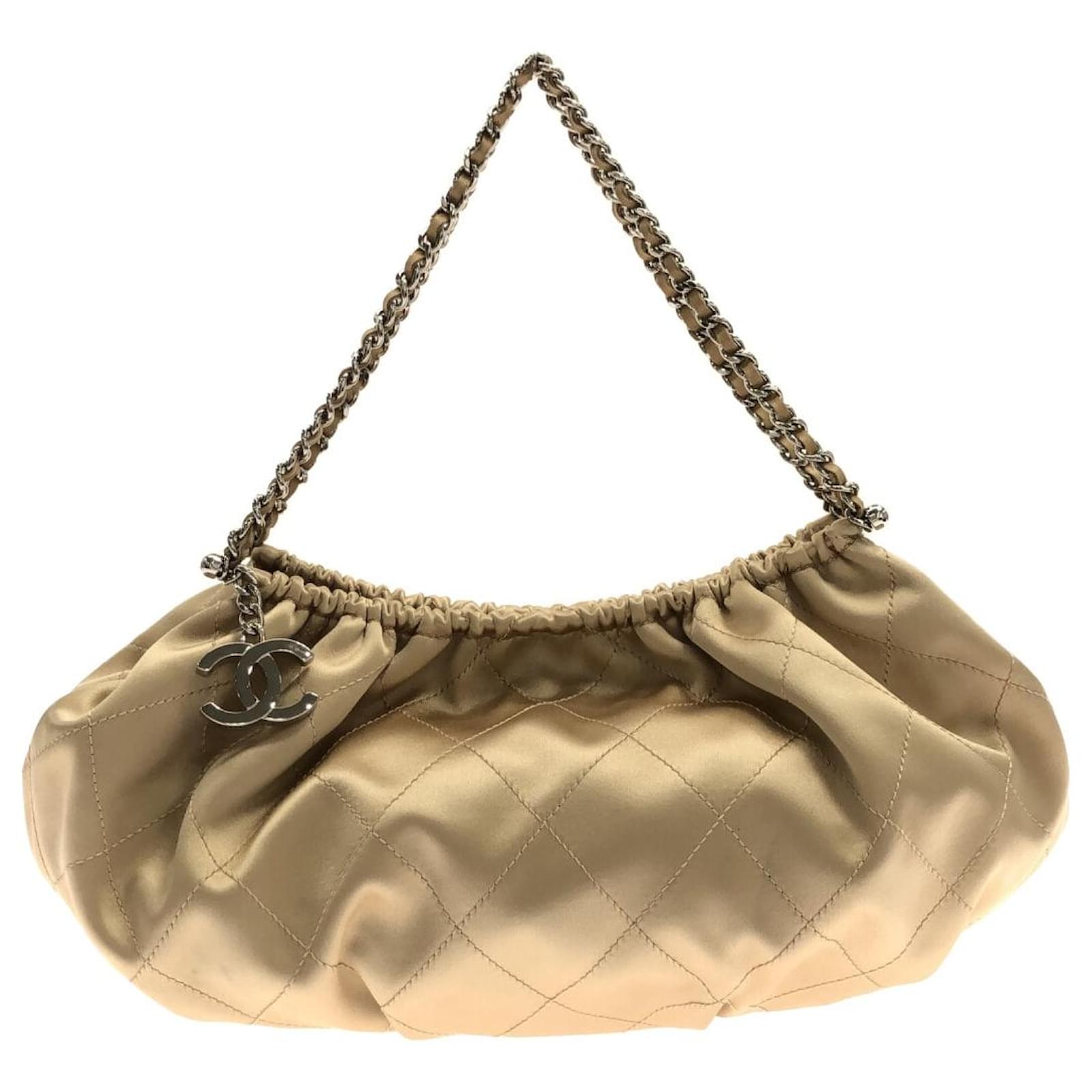 Chanel Matrasse Camel Cloth ref.1030841 - Joli Closet