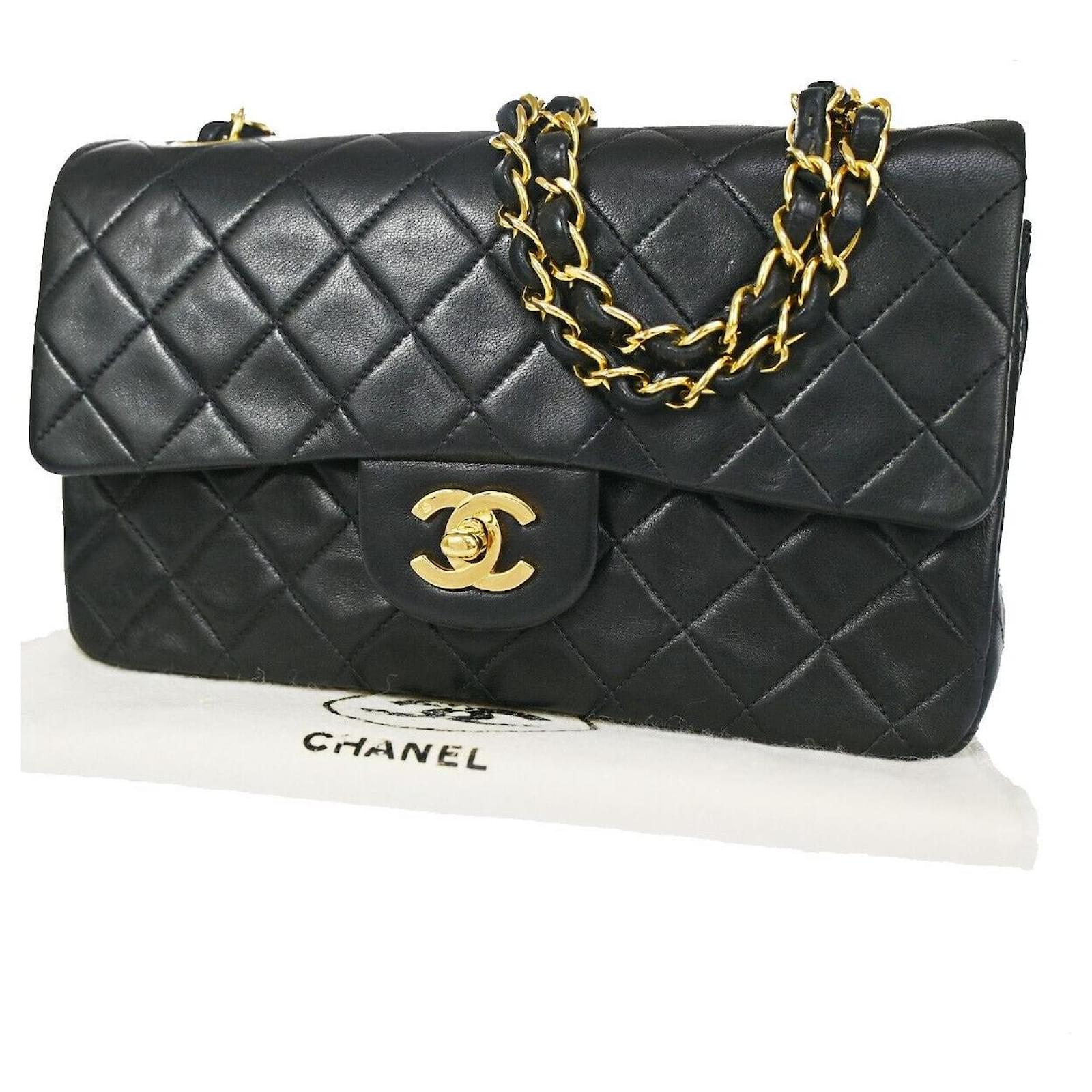 Timeless Chanel Double flap Black Leather ref.1031691 - Joli Closet